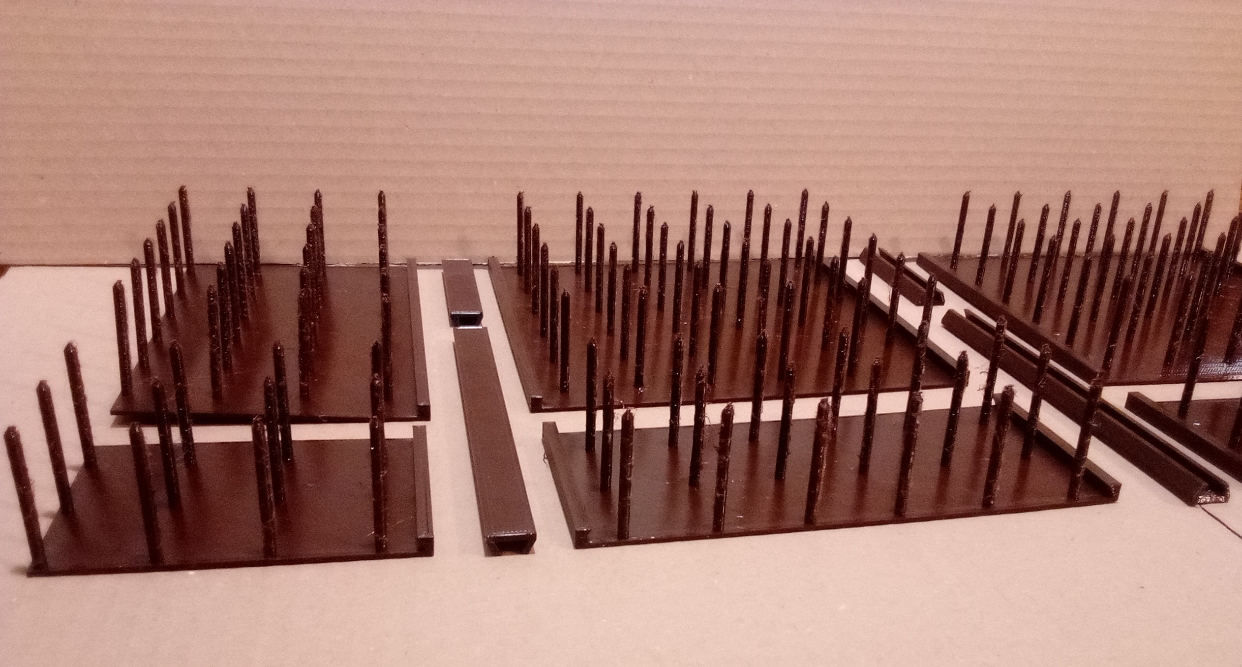 Bird spikes (on the windowsill). by Jiří Šilhavík | Download free STL ...