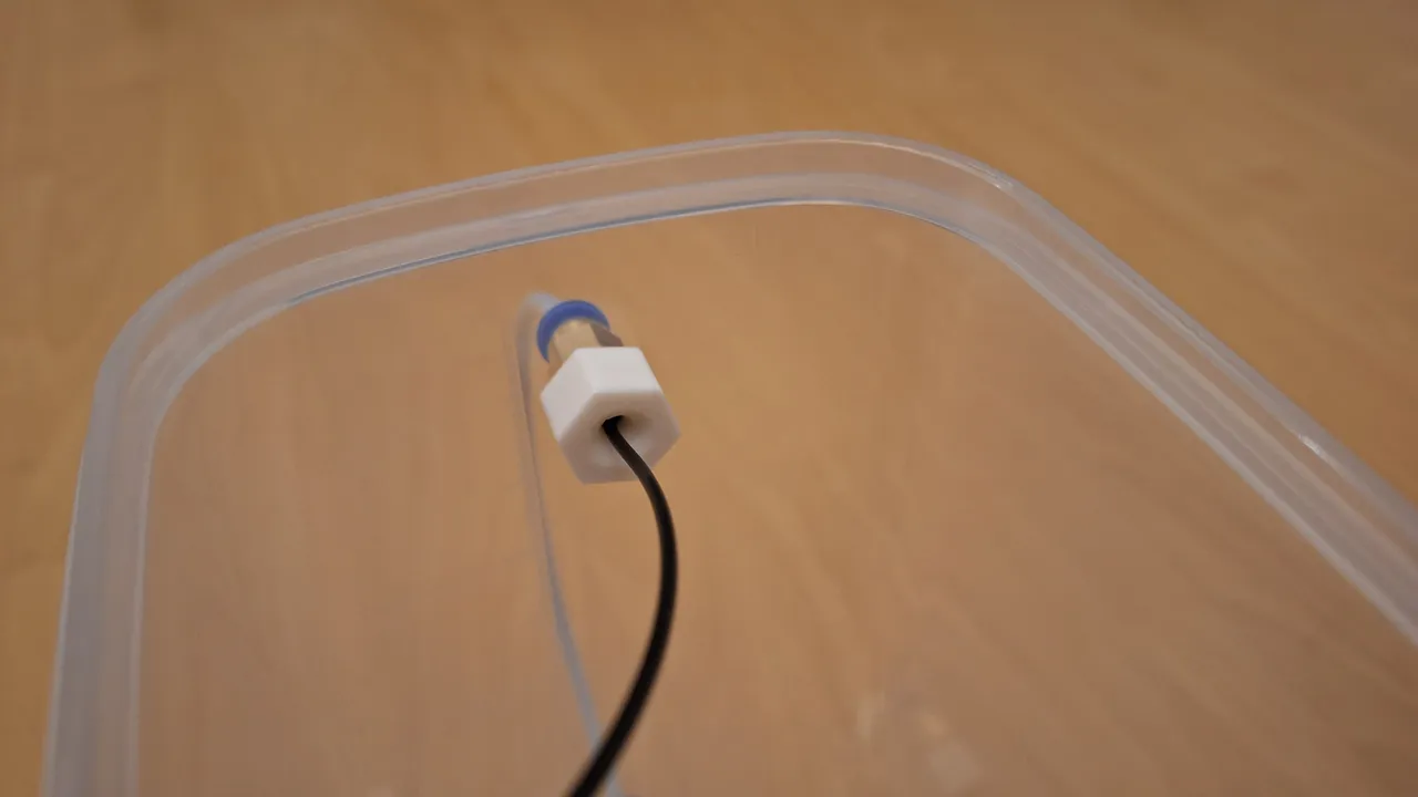 Filament Drybox [alternative mounting] by DsK_Printing | Download free ...