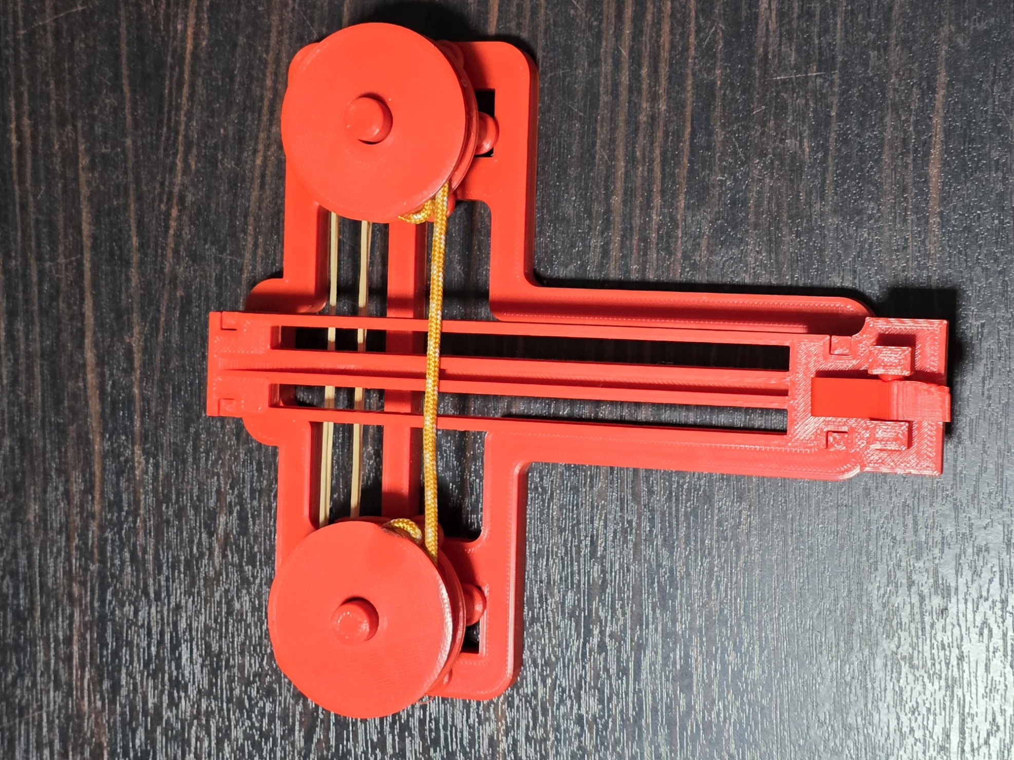 Rubber band paper plane launcher par Ibrahem Zrine | Téléchargez ...