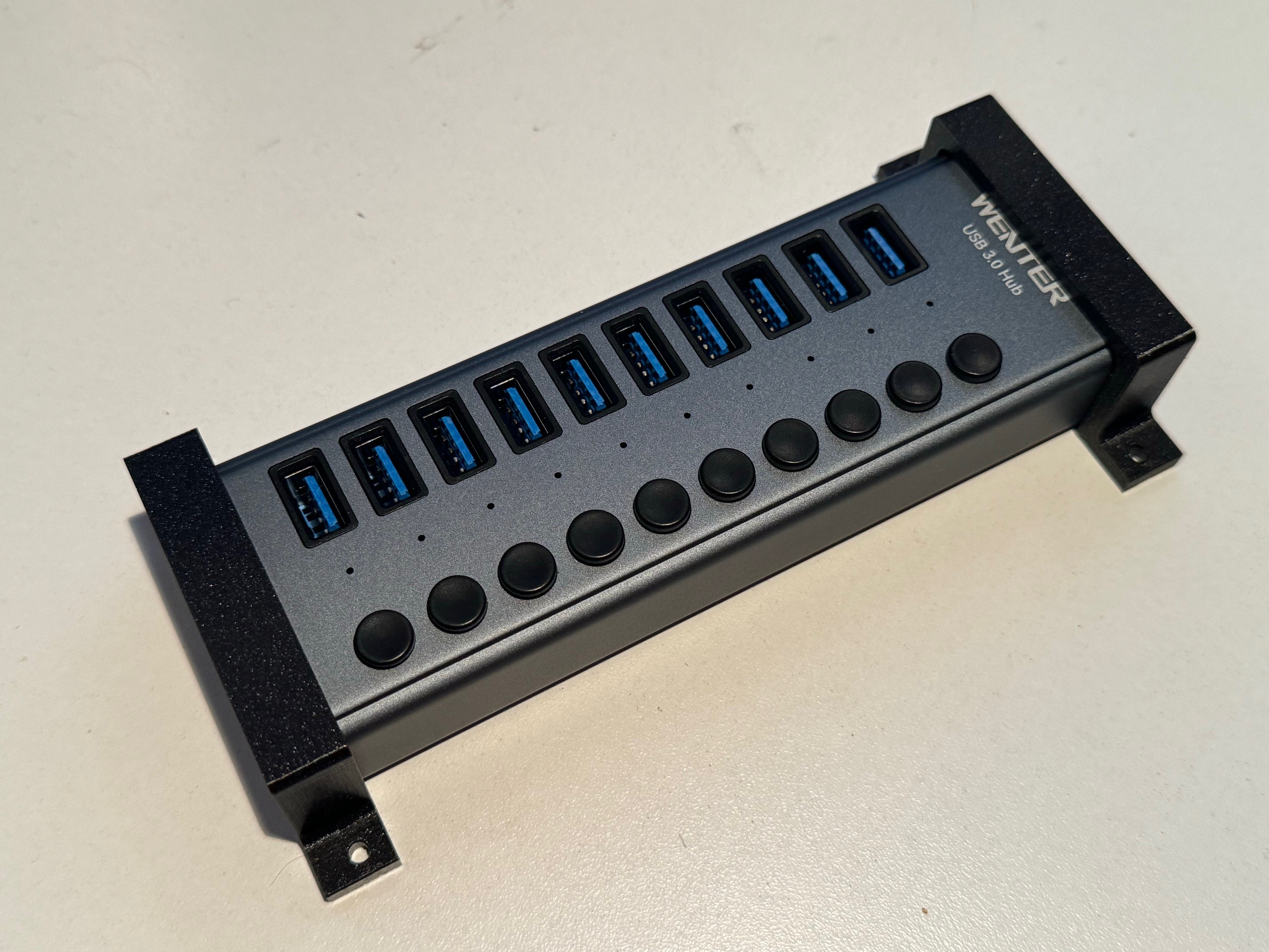 USB Hub Bracket (Wenter) by MarkJar | Download free STL model ... USB Hub Bracket (Wenter) by MarkJar | Download free STL model ...