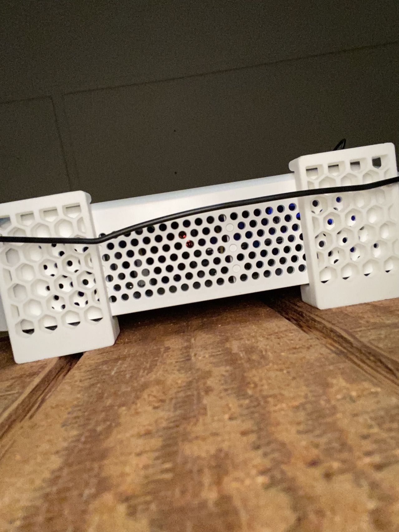 NVR wall mount by Andersen | Download free STL model | Printables.com