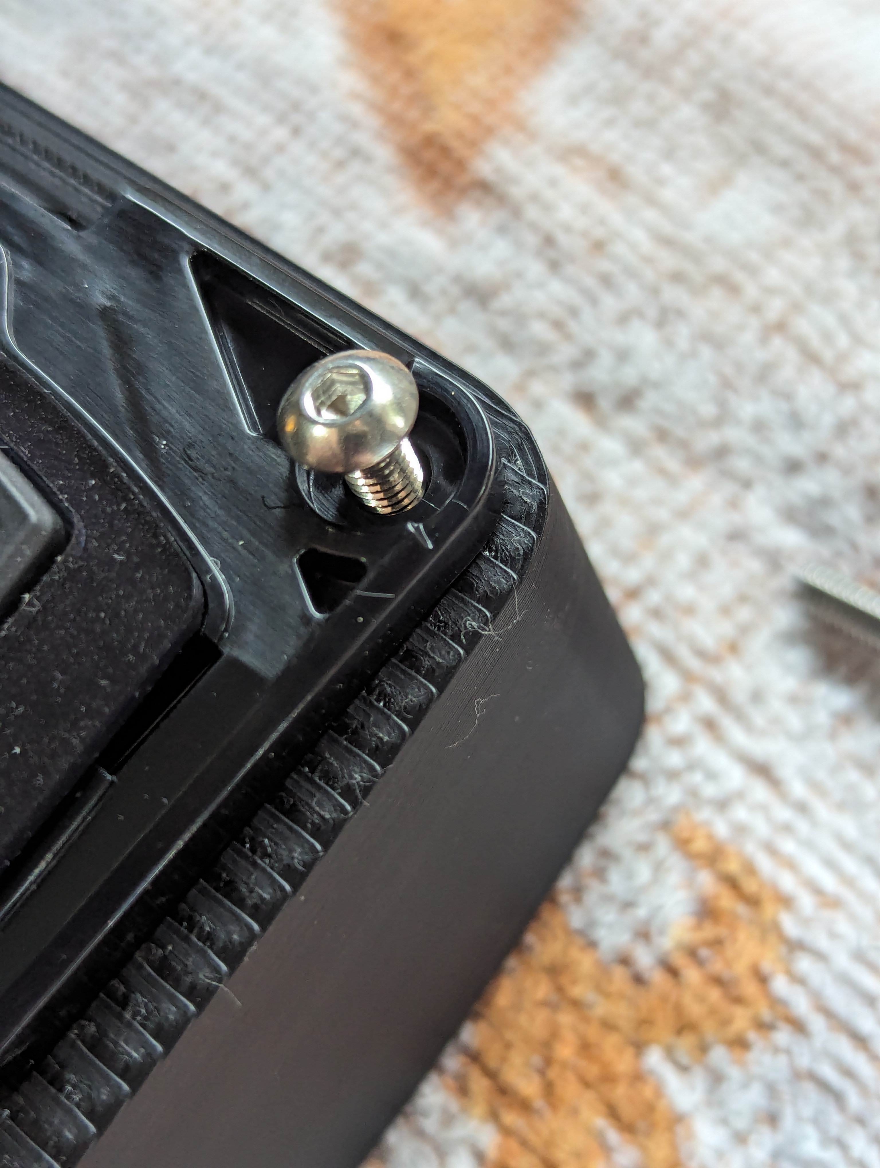 REDARC RedVision Magnetic Screen holder by ZeroCircle | Download free ...