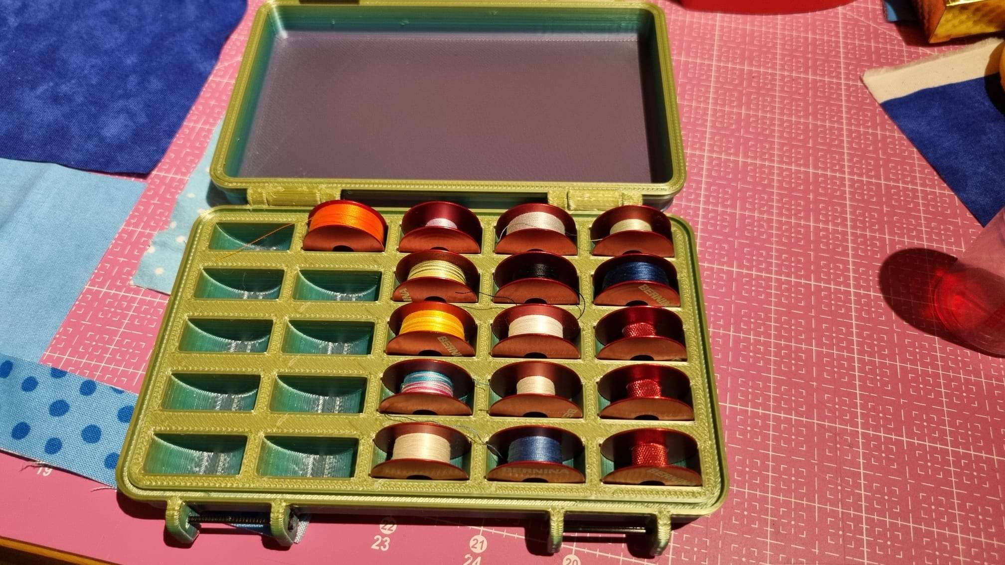 Rugged Bobbin Box by SamsterTheHamster | Download free STL model ...