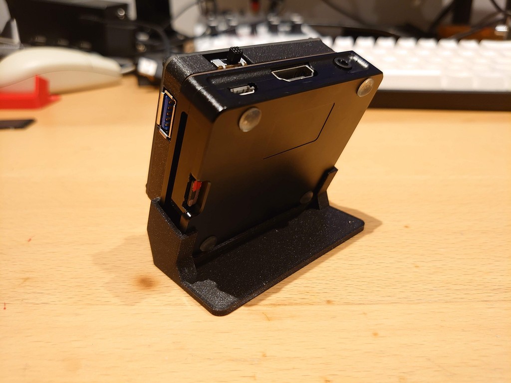 Vertical Stand for Ugeek/Geekworm Raspberry Pi 3 Model A+ Aluminium ...
