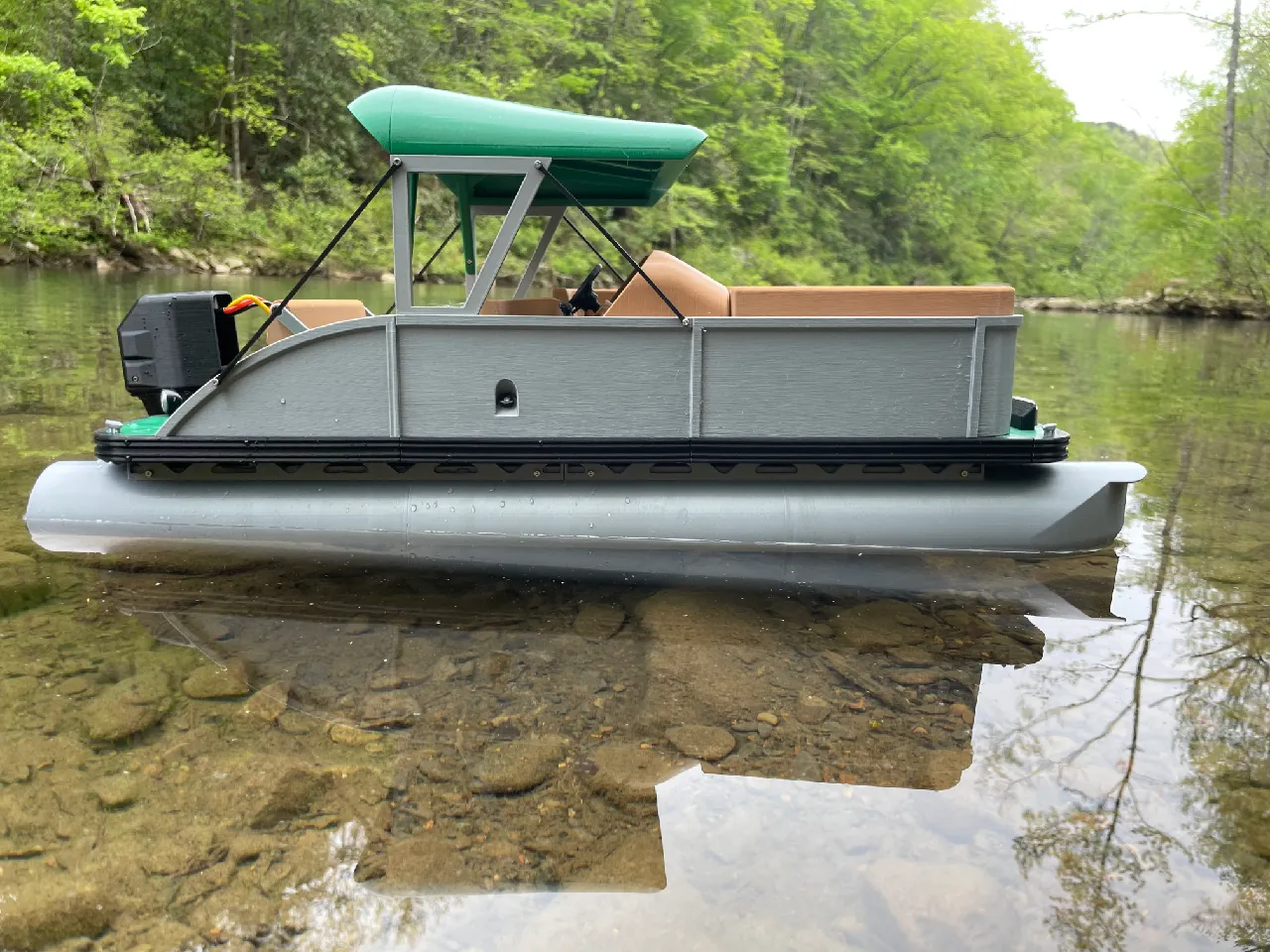 Big Chill RC Pontoon boat 1:8 scale by Black Crow by BlackCrow ...
