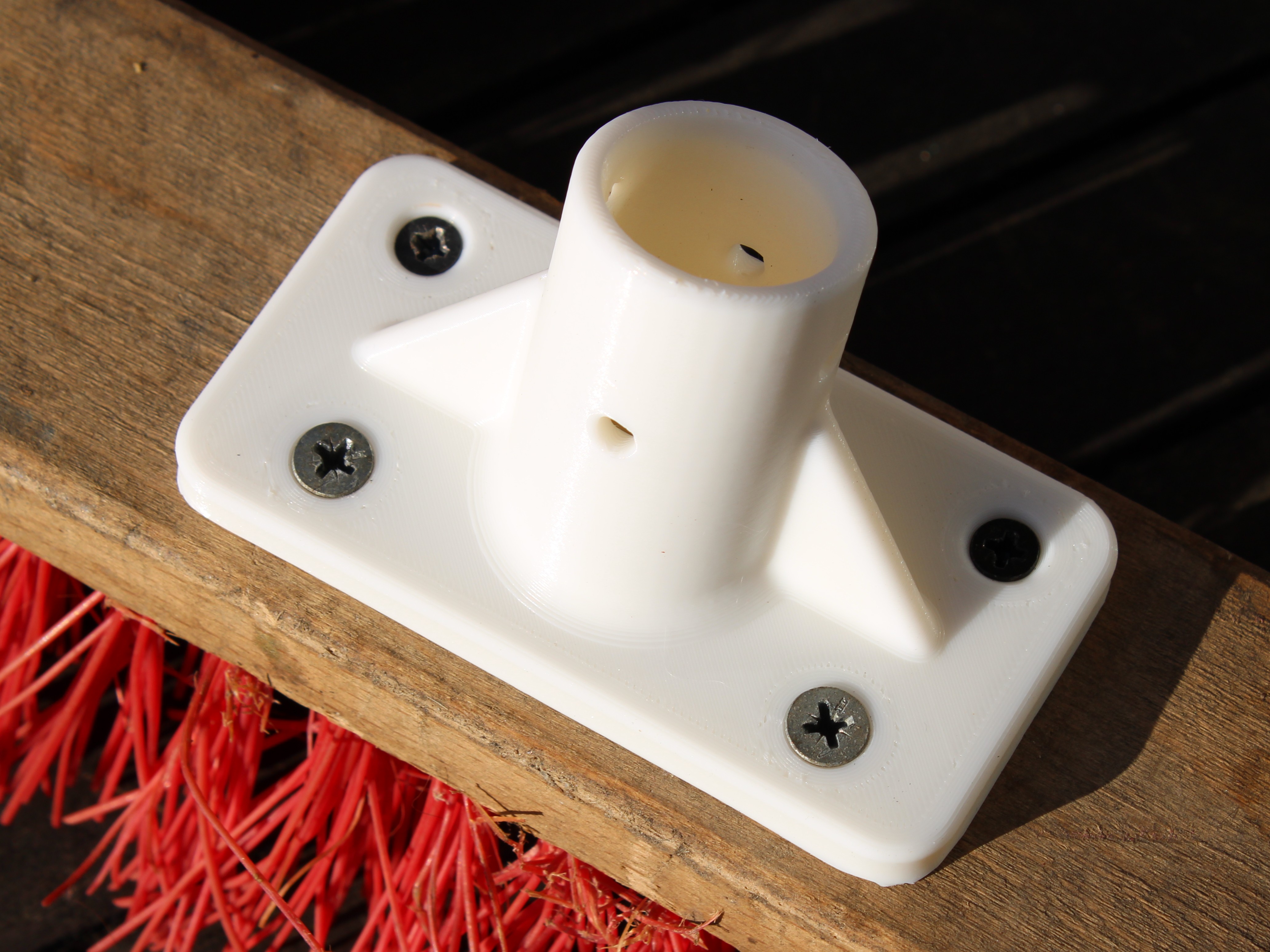 Broom Handle Bracket / Broomstick Mount (4 sizes) by moWerk | Download ...