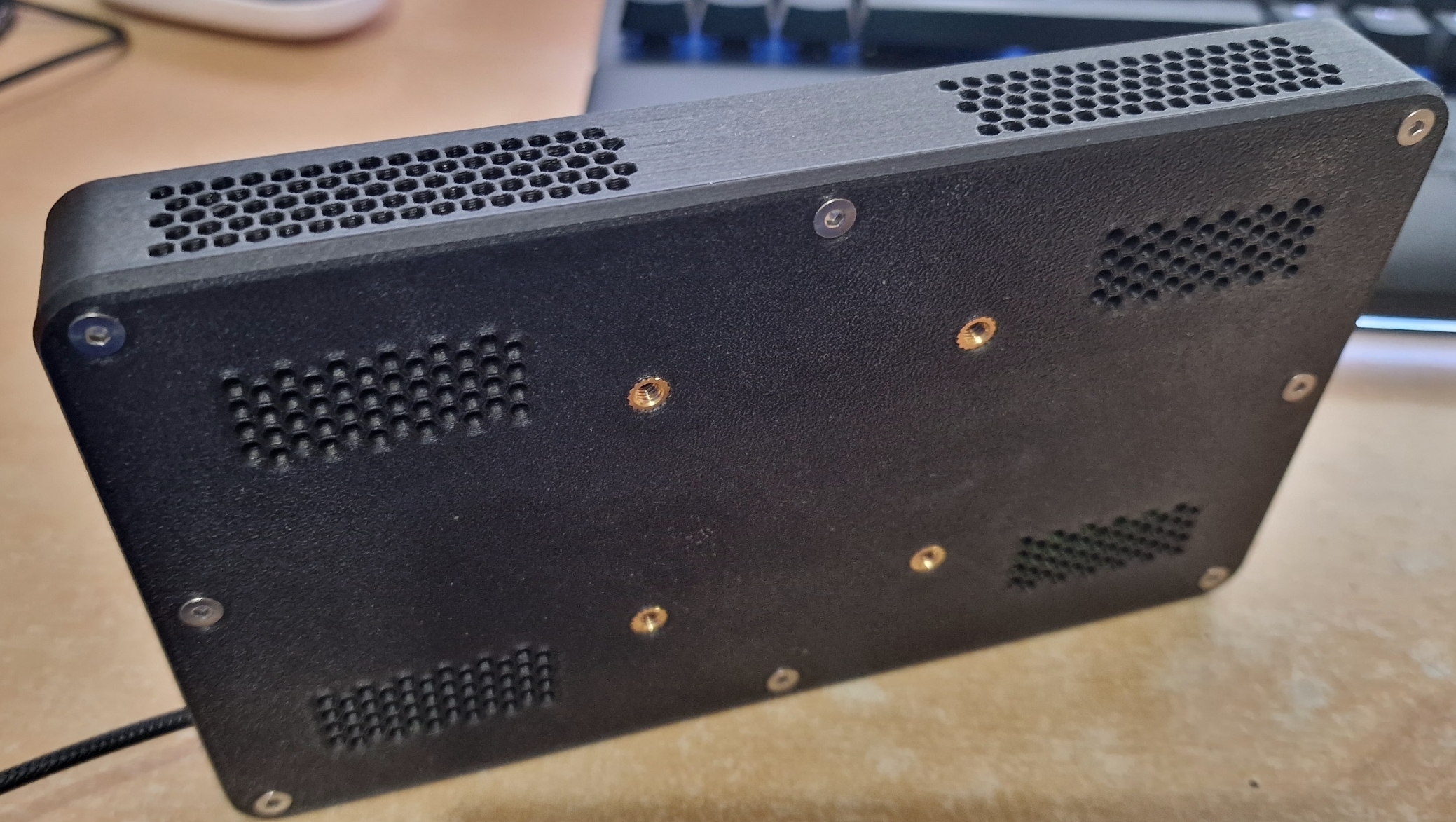 Waveshare 7inch display for RPi enclosure with vesa 50 or 75 mount by ...