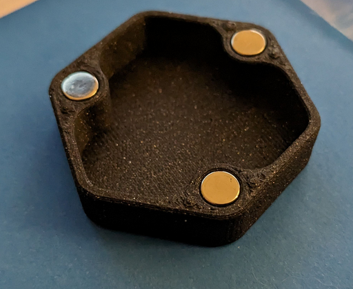 Small hexagonal box with magnetic lid by foosinn | Download free STL ...