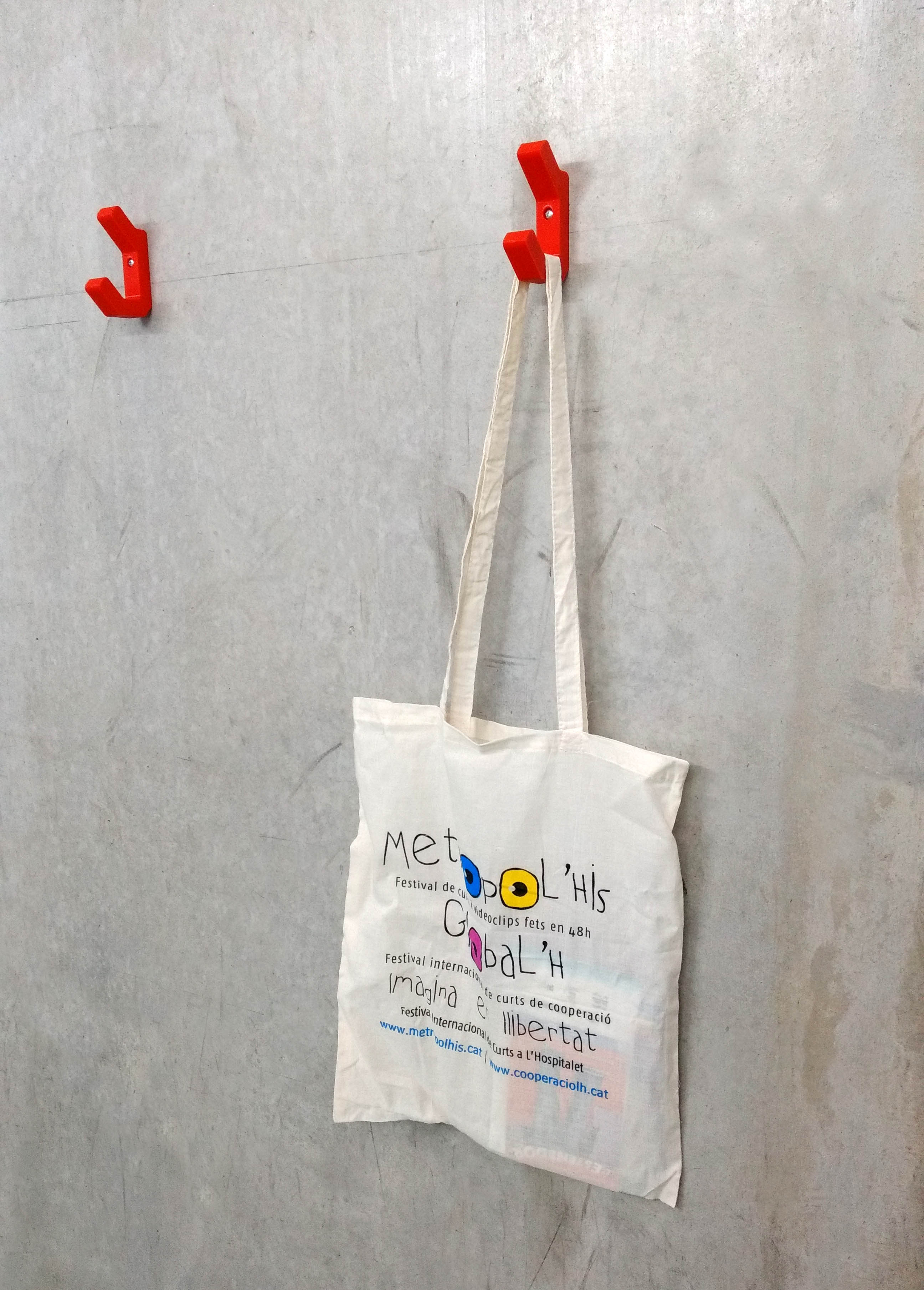Wall Hooks par Mike M | Téléchargez gratuitement un modèle STL ...