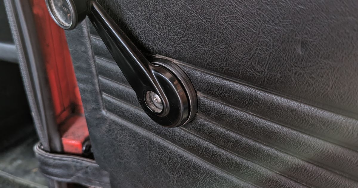 MG Midget Window Crank Escutcheon by Kevin Wells | Download free STL ...