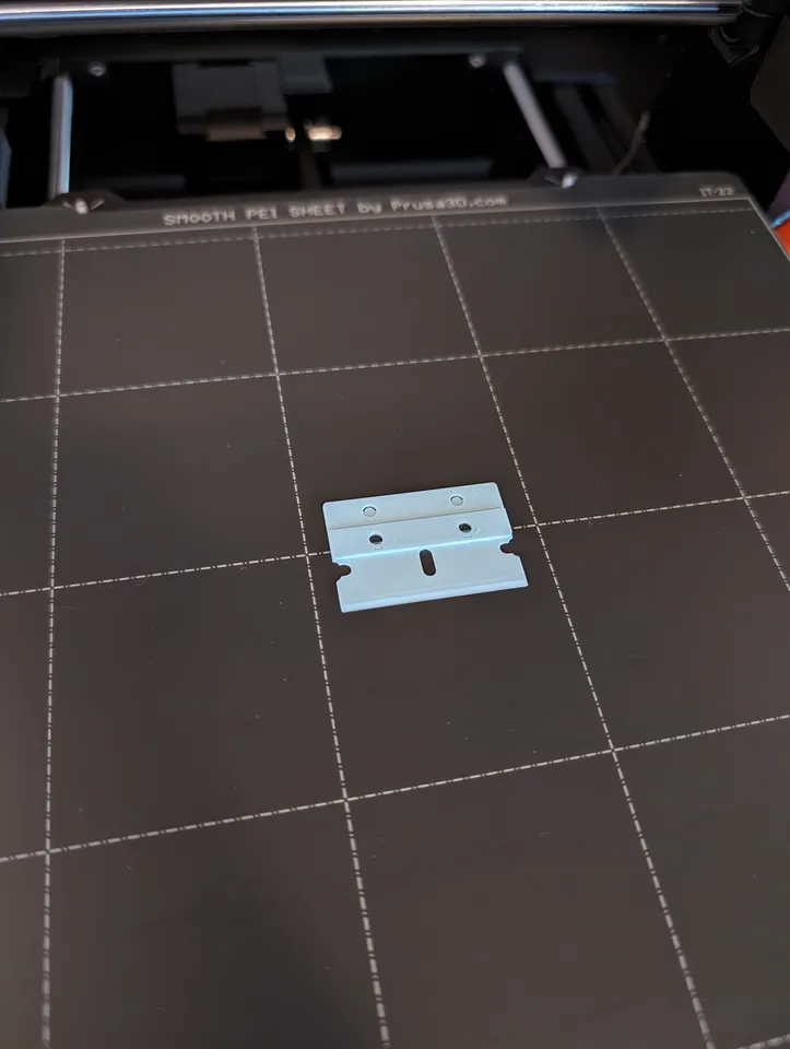 A sharper plastic razor blade! by Karagula | Download free STL model ...