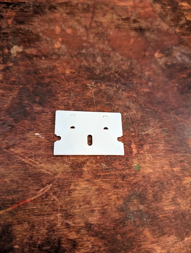 A sharper plastic razor blade! by Karagula | Download free STL model ...