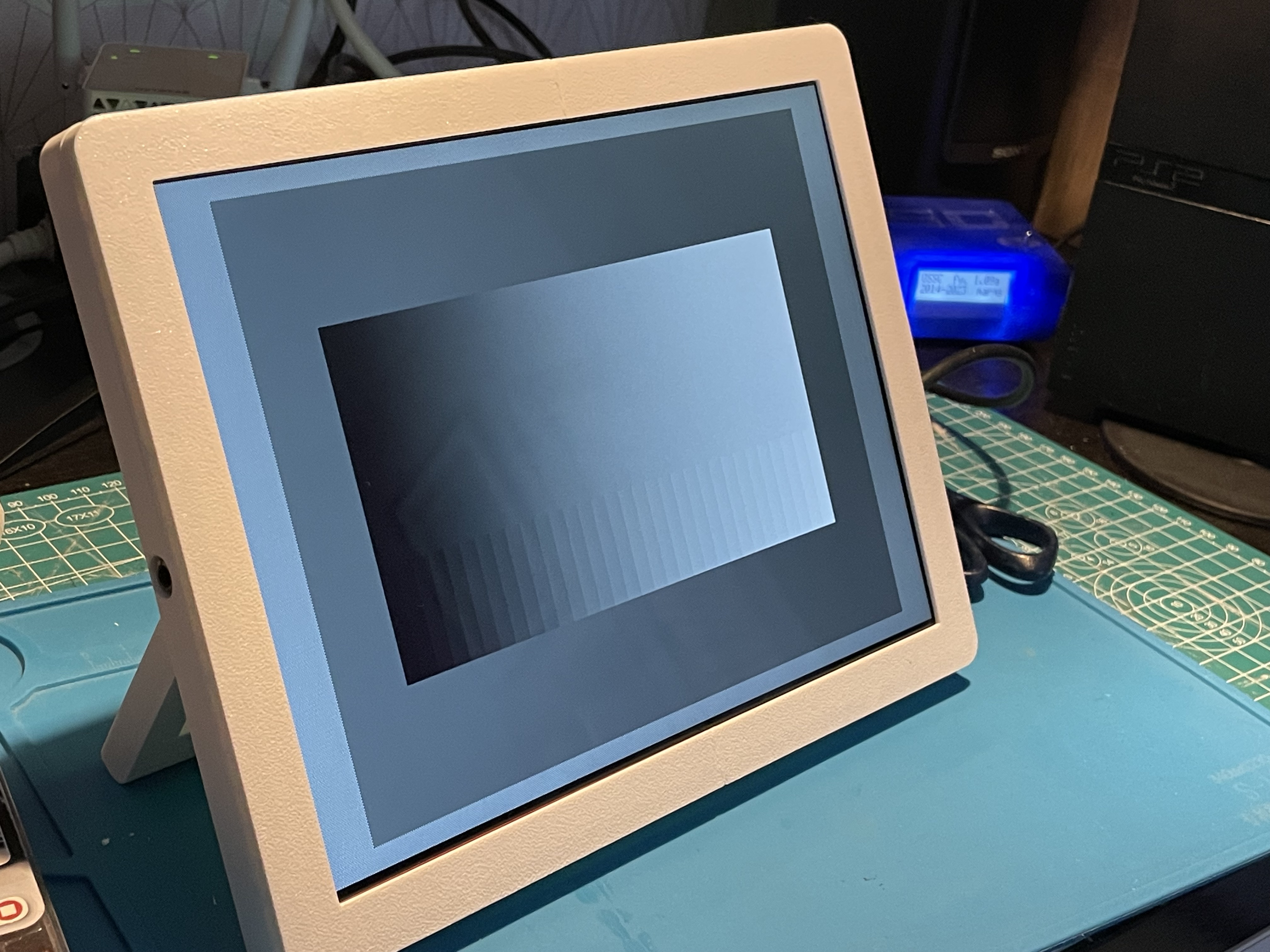 Retro LCD - A perfect retro-gaming LCD panel by WhoIsLudwig | Download ...