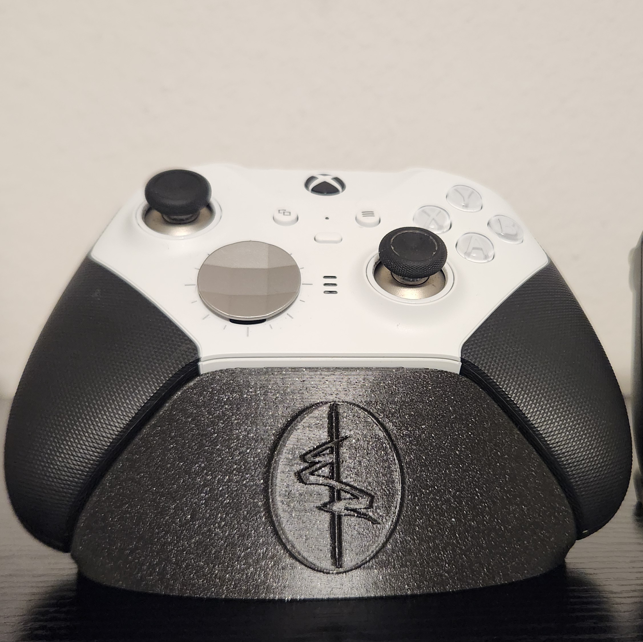 Xbox Elite Skadis Controller Mount Cyberpunk Edgerunners And Skyrim By Palehammer Download 