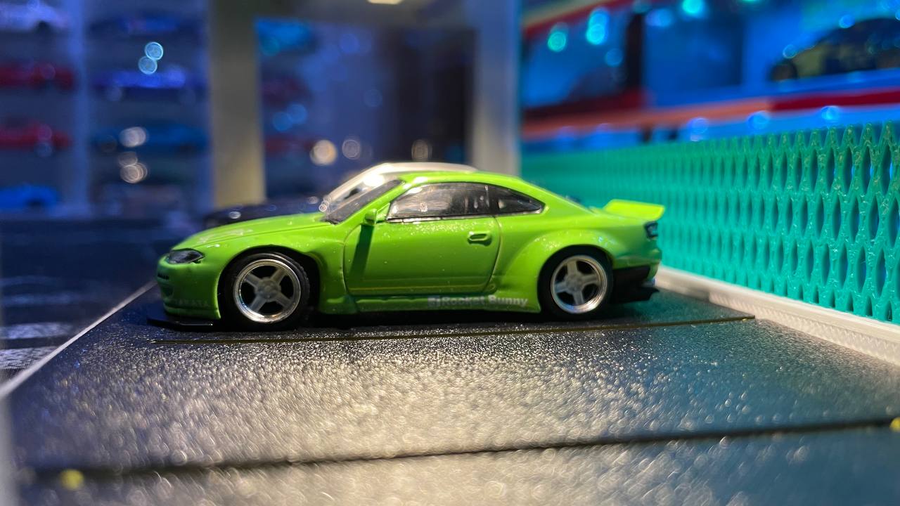 Mini Overpass + Car Park Diorama (for Hot Wheels & 1/64 Scale Cars) by ...