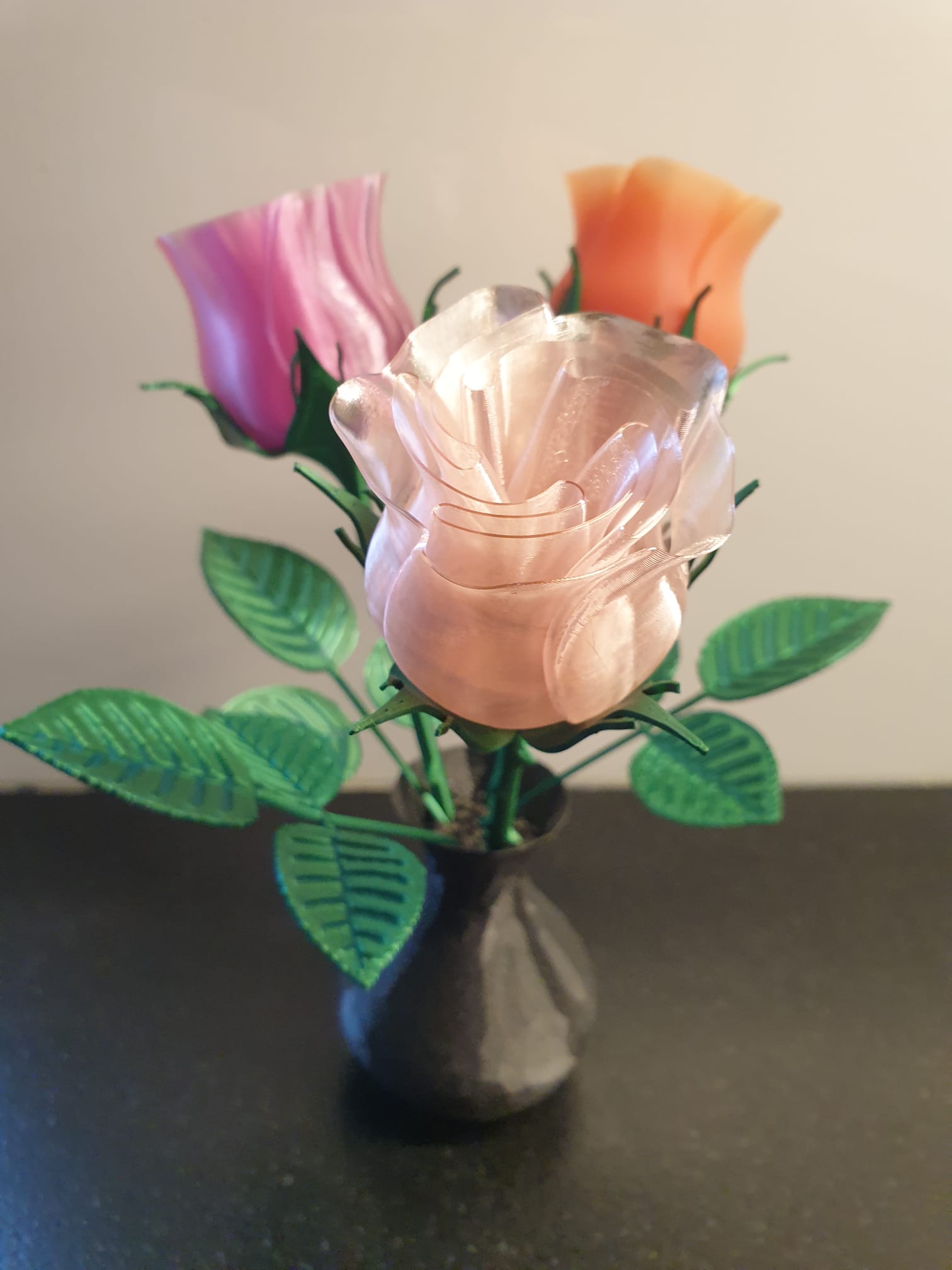 Natural, creatively deformable leaves matching roses etc. par Lucretia ...
