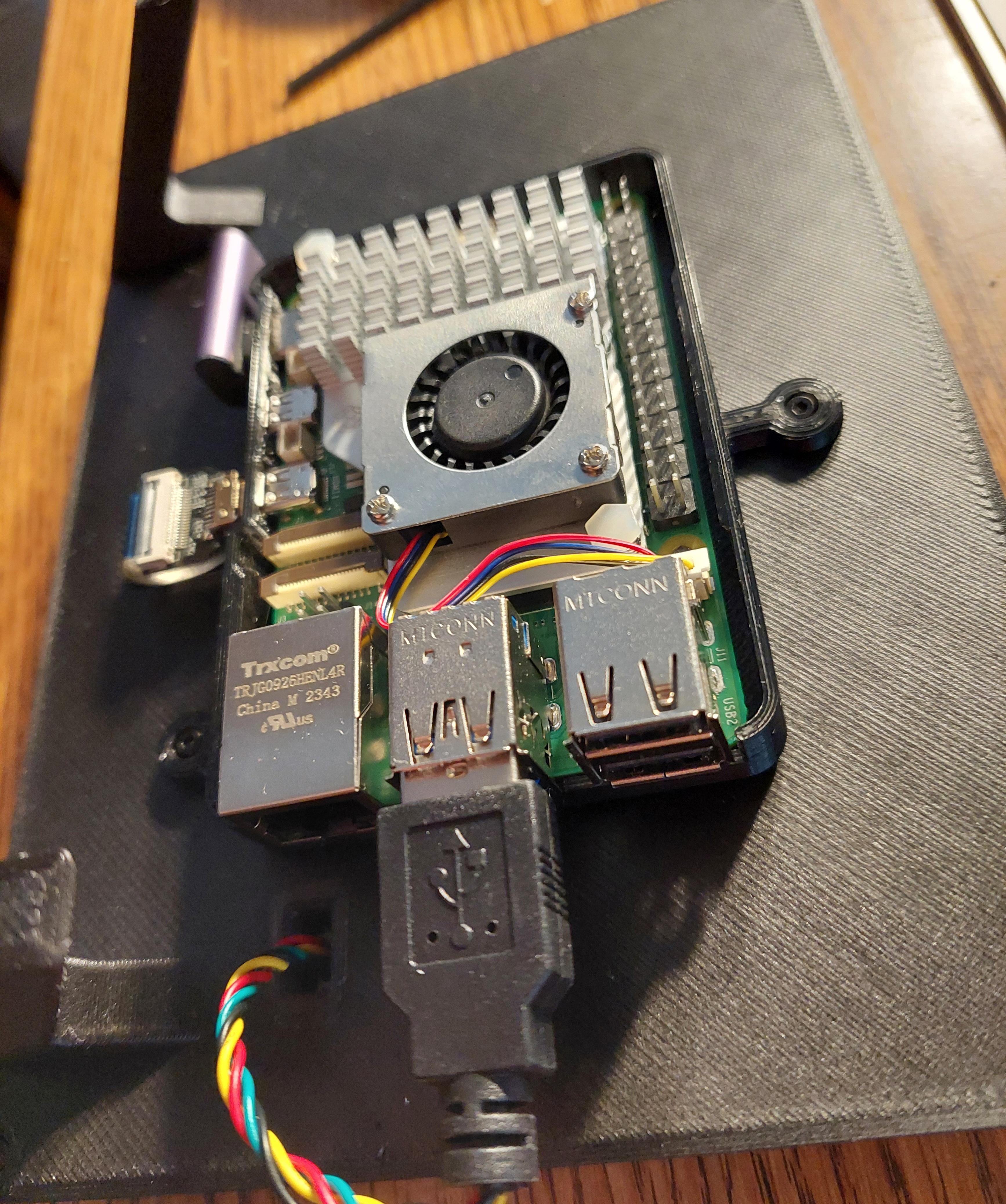 Adafruits Raspberry Pi 5 case mod for 7" Klipperscreen case (by ...