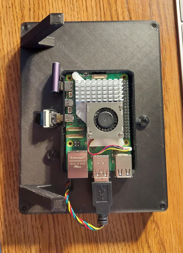 Adafruits Raspberry Pi 5 case mod for 7" Klipperscreen case (by ...