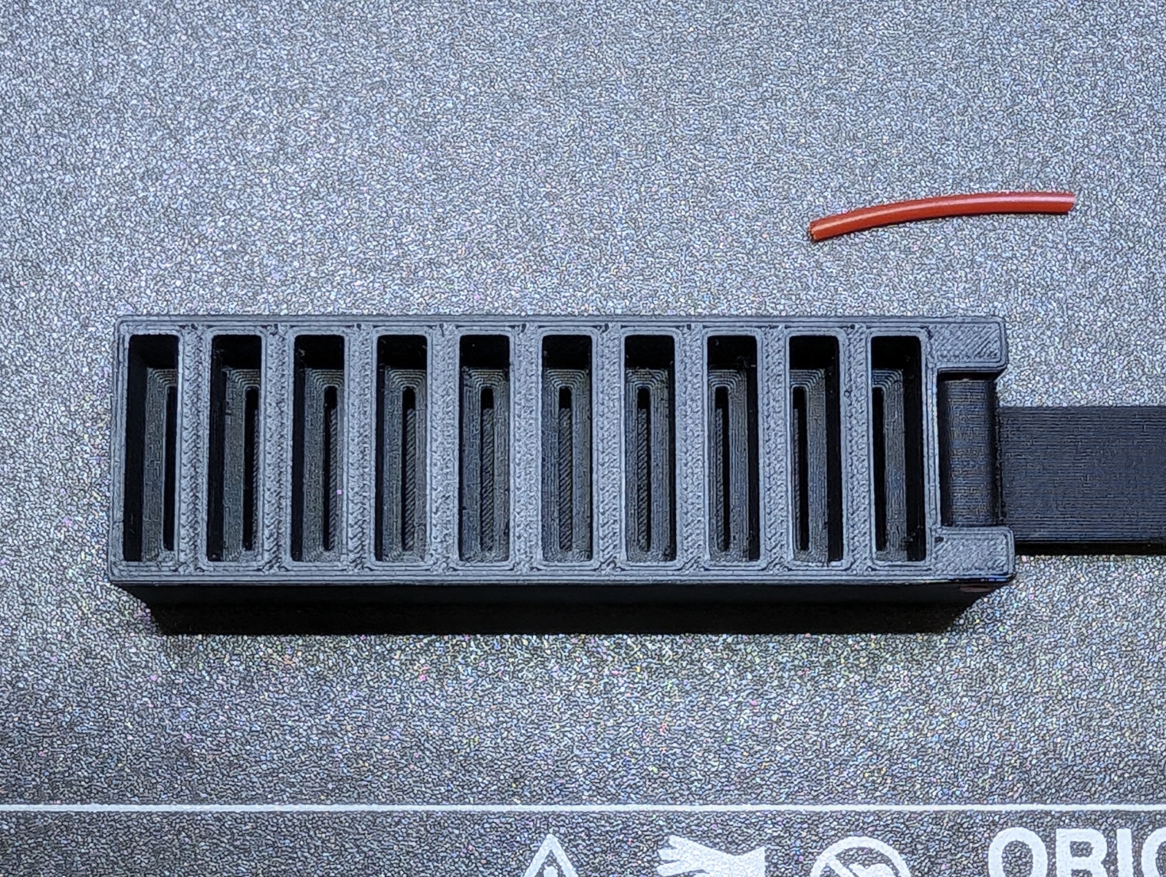 Blade Fuse Holder with snap lid by Stevesgoodprints | Download free STL ...
