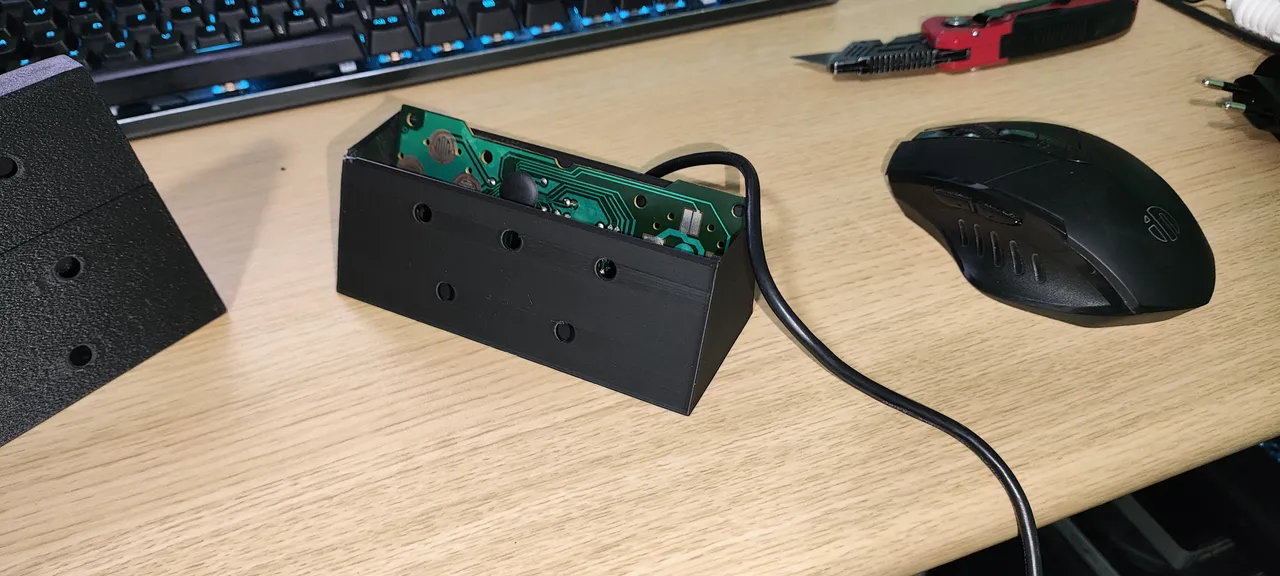 Streamdeck DIY 8 buttons by Nedeles | Download free STL model ...