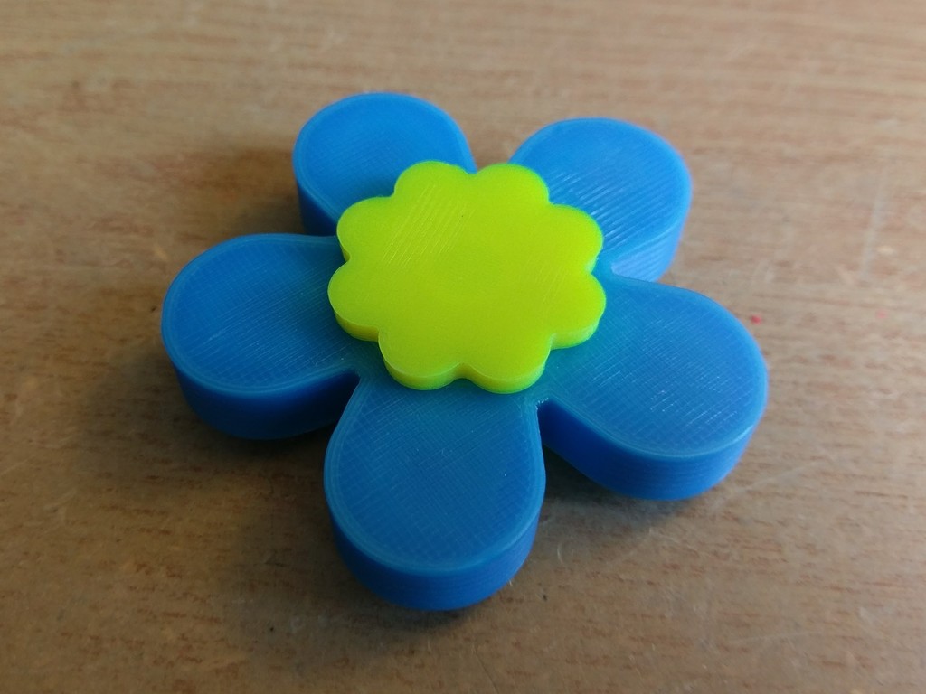 Fidget Flower with bearing re-done by Jeff | Download free STL model ...