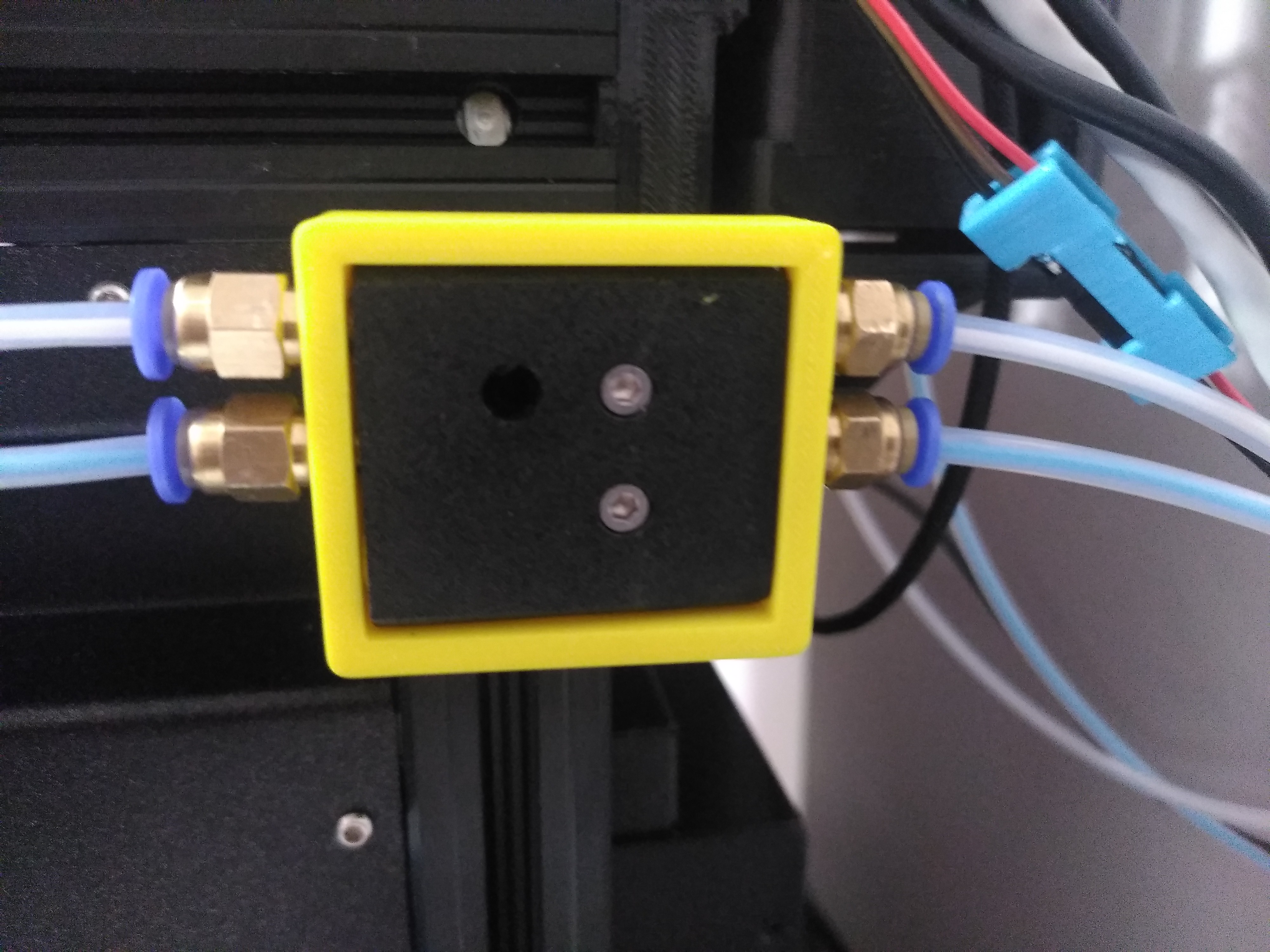 PrusaXL Filament Sensor Frame for PC4-Mxx adapter by akamaka | Download ...