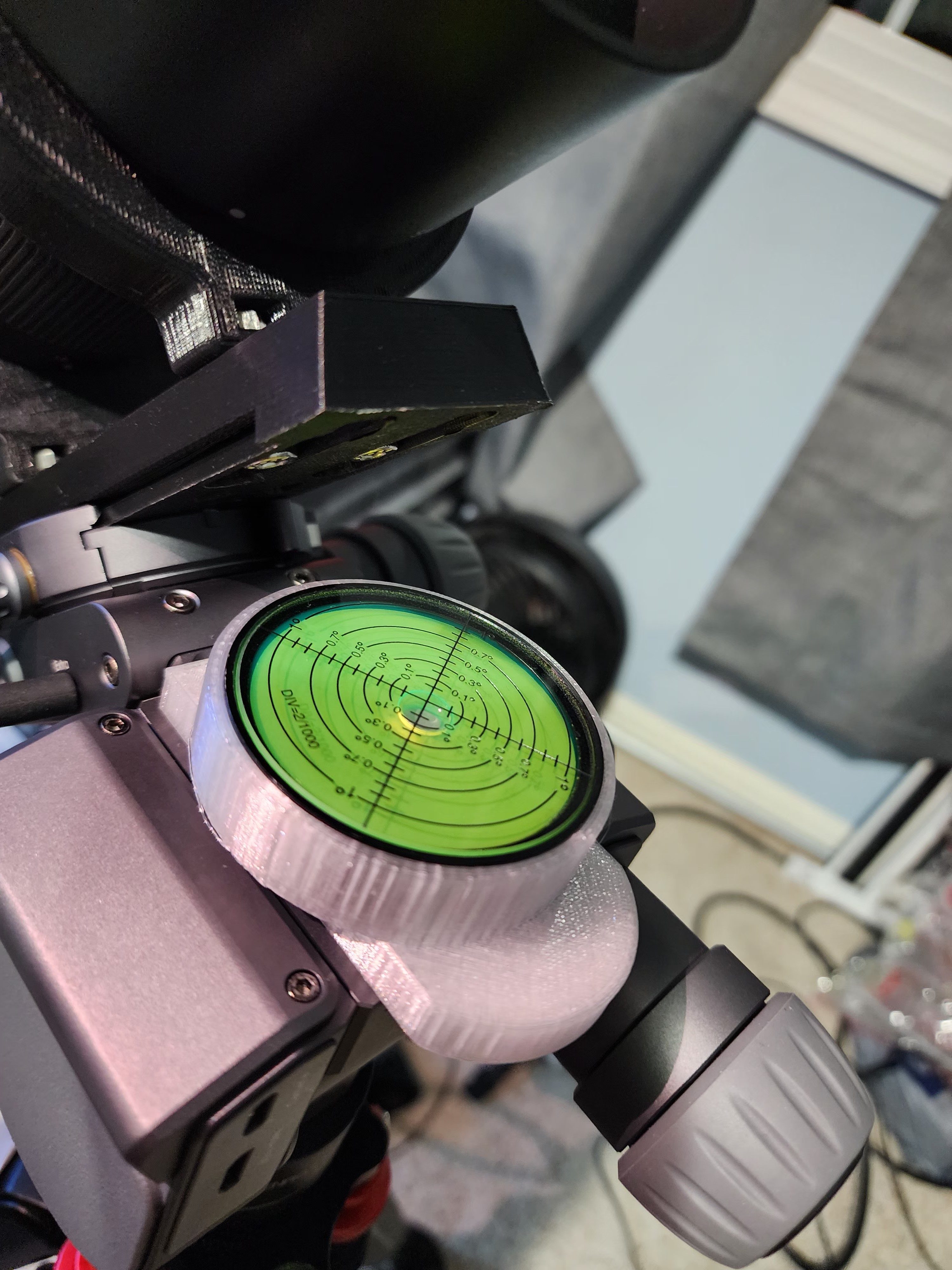 Benro Polaris Bubble Level Holder by Hiro | Download free STL model ...