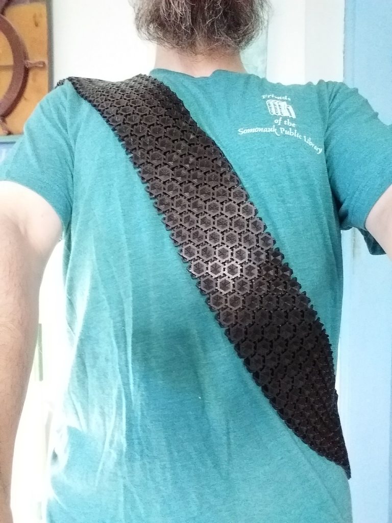 Hexagonal Chainmail Baldric (Star Trek style) by Nikorasu | Download ...