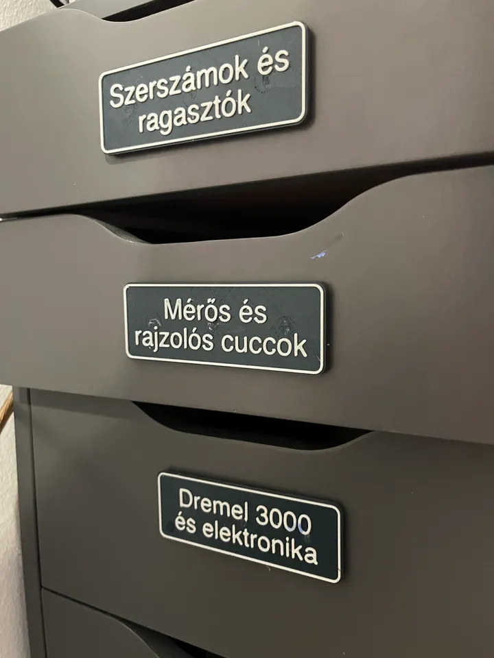 Magnetic Signs by Katona Dávid | Download free STL model | Printables.com