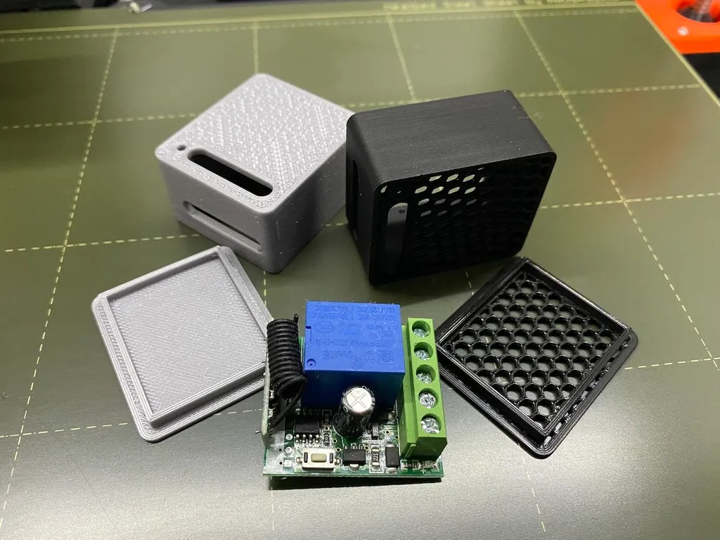 433mhz relay case by Charlie Gallo | Download free STL model ...