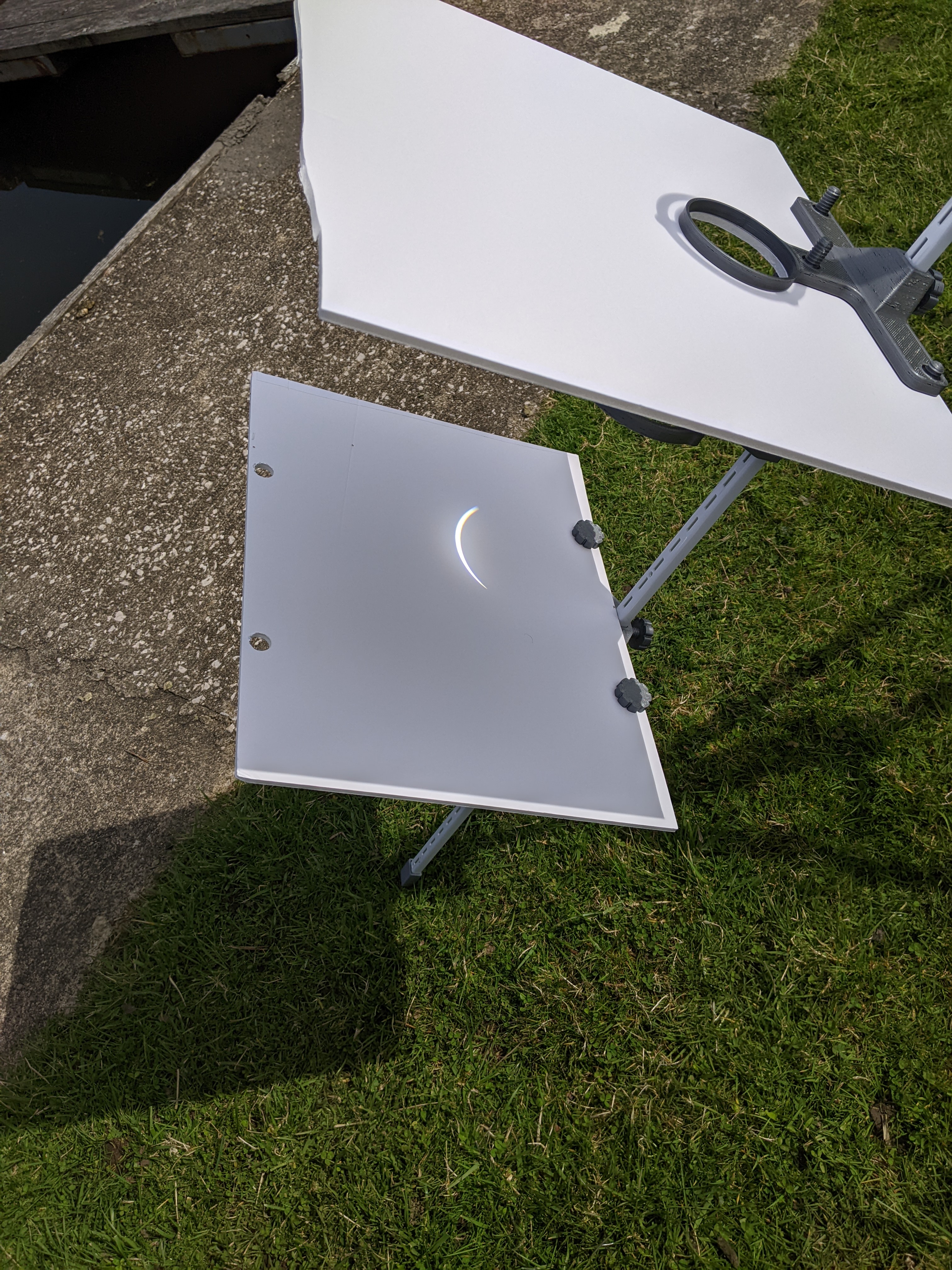 Safe Solar Viewer for Eclipses by raybetter | Download free STL model ...