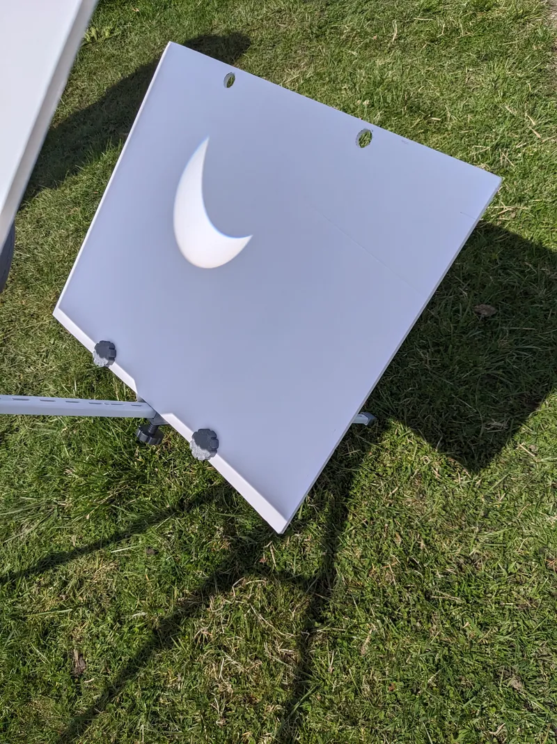 Safe Solar Viewer for Eclipses by raybetter | Download free STL model ...
