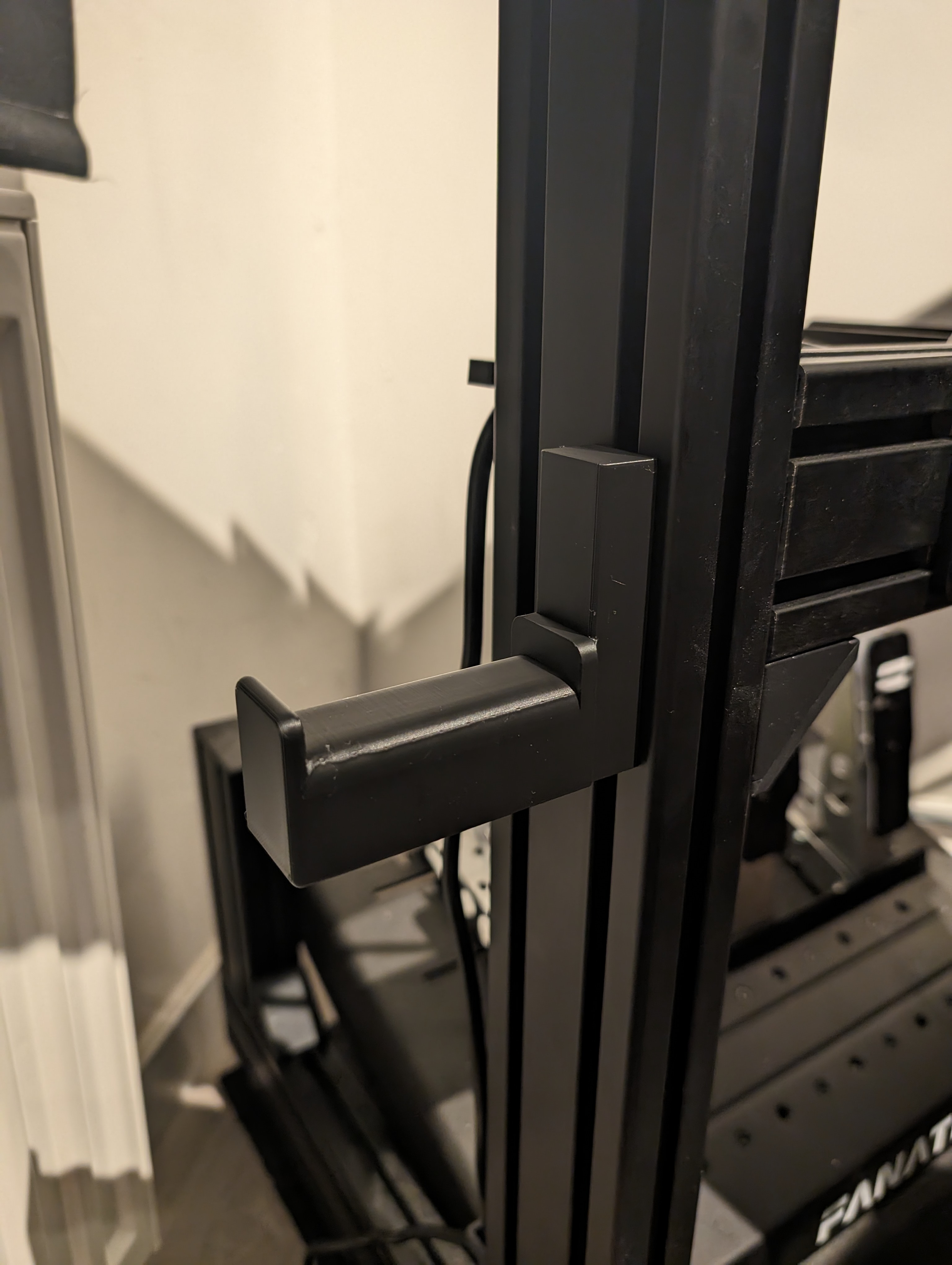 Sim Racing Headset Holder (for 8040 profile rigs) by RemcoGoy ...