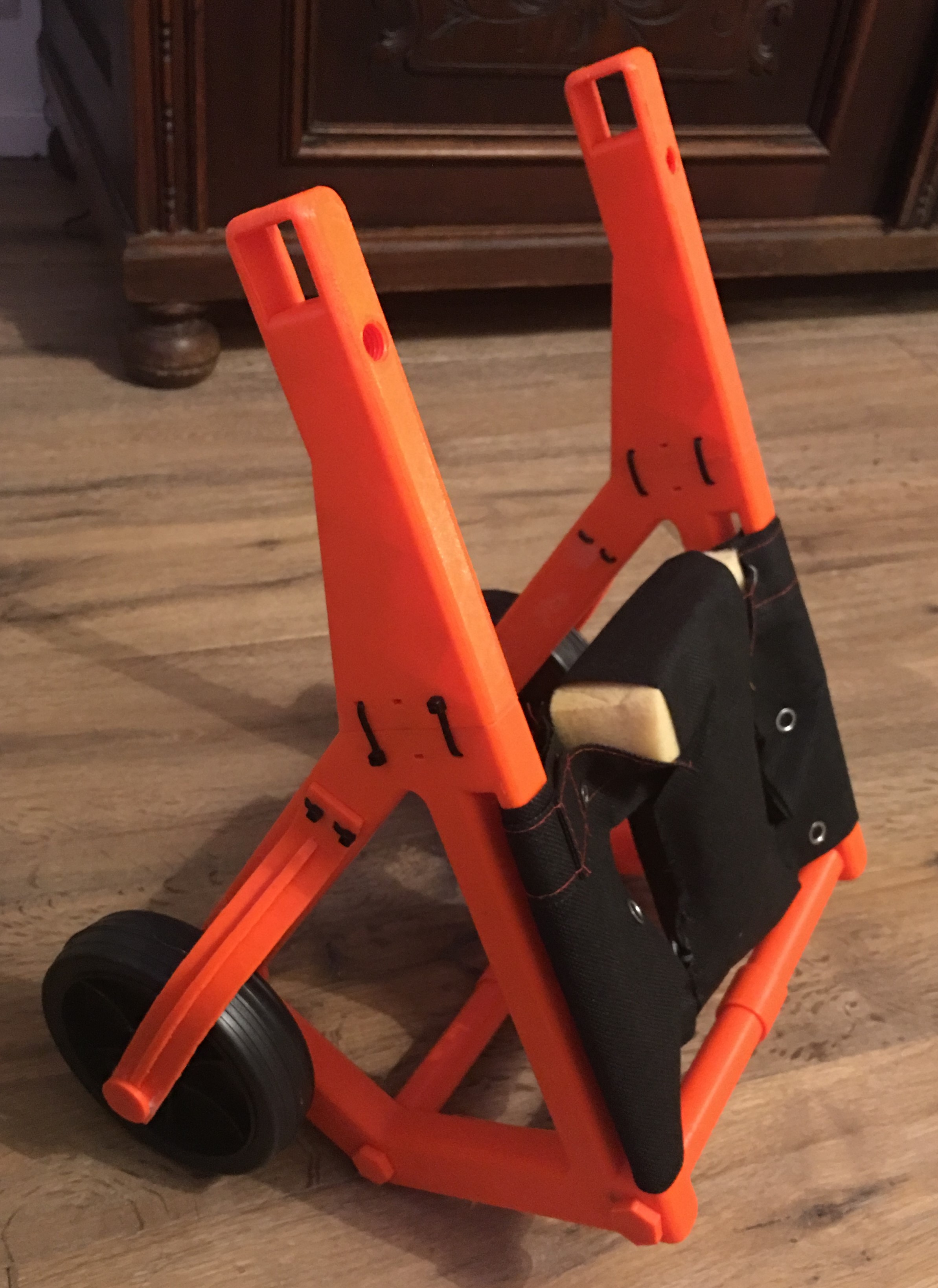 Pug Wheels - Dog Wheelchairs - Version 2 by GAB 3D | Download free STL ...