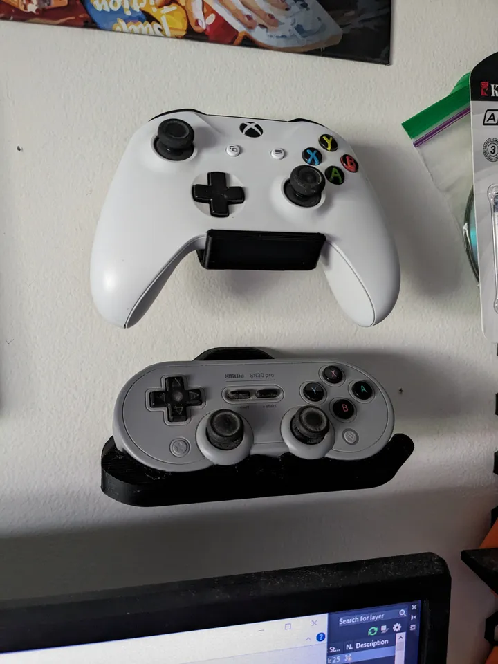 Simple Game Controller Wall Mount (XBox One and 8BitDo SN30Pro) by ...