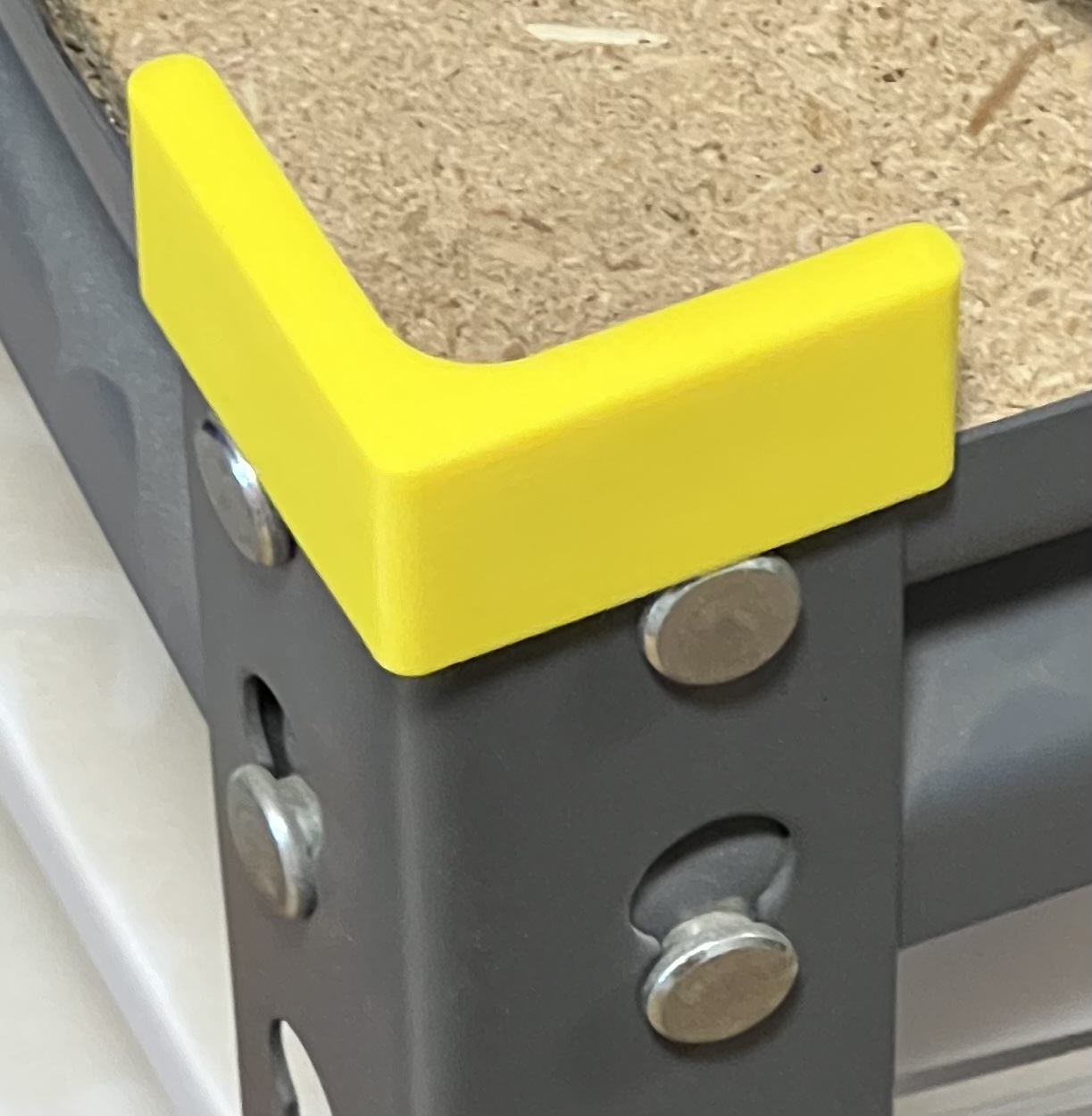 Corner Protector for Metal Shelving by craffetto | Download free STL ...