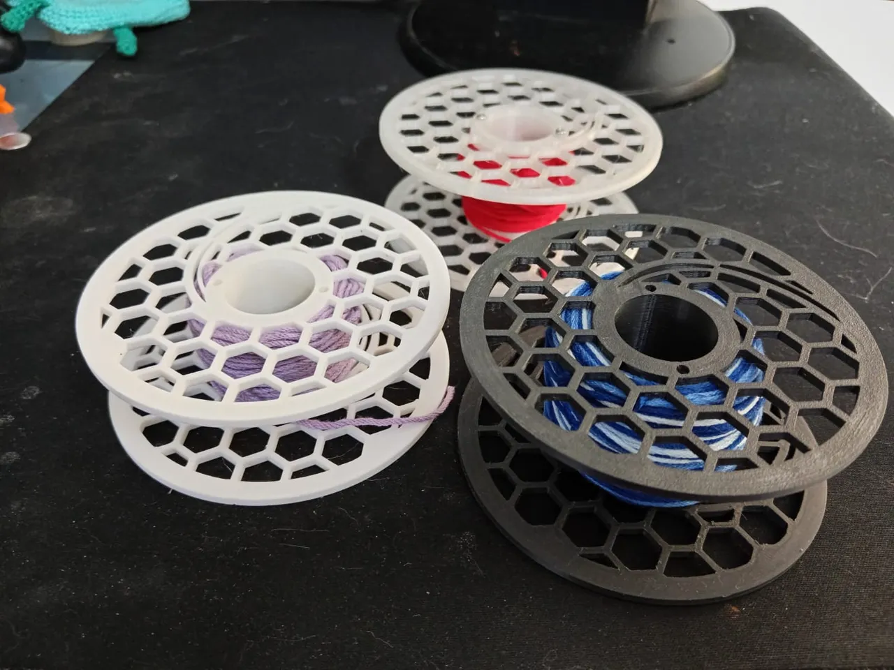 Yarn bowl / String Spool by Emveor | Download free STL model ...