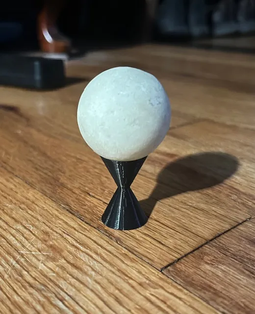 Simple Sphere Stand (scalable as needed) by LincolnRaspberry | Download ...