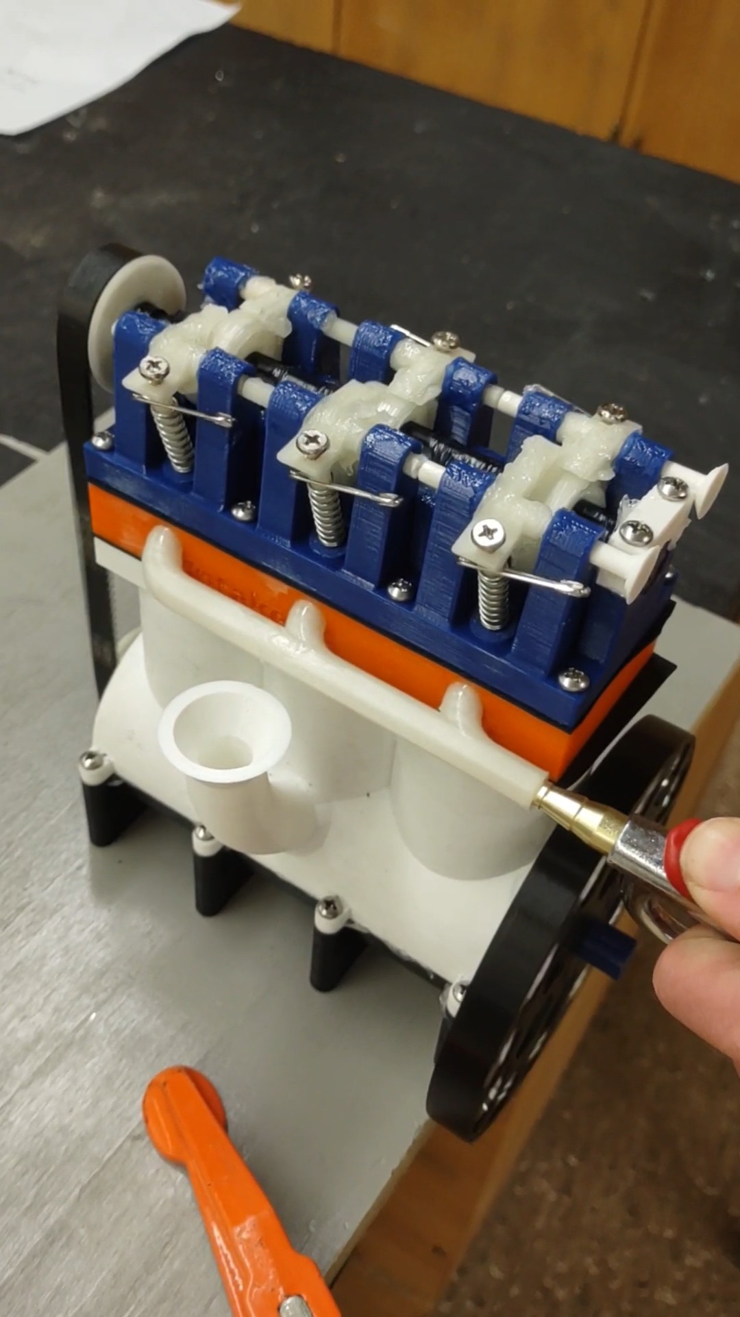 Functional Pneumatic Inline 3 Engine por TMJ Gaming | Descargar modelo ...