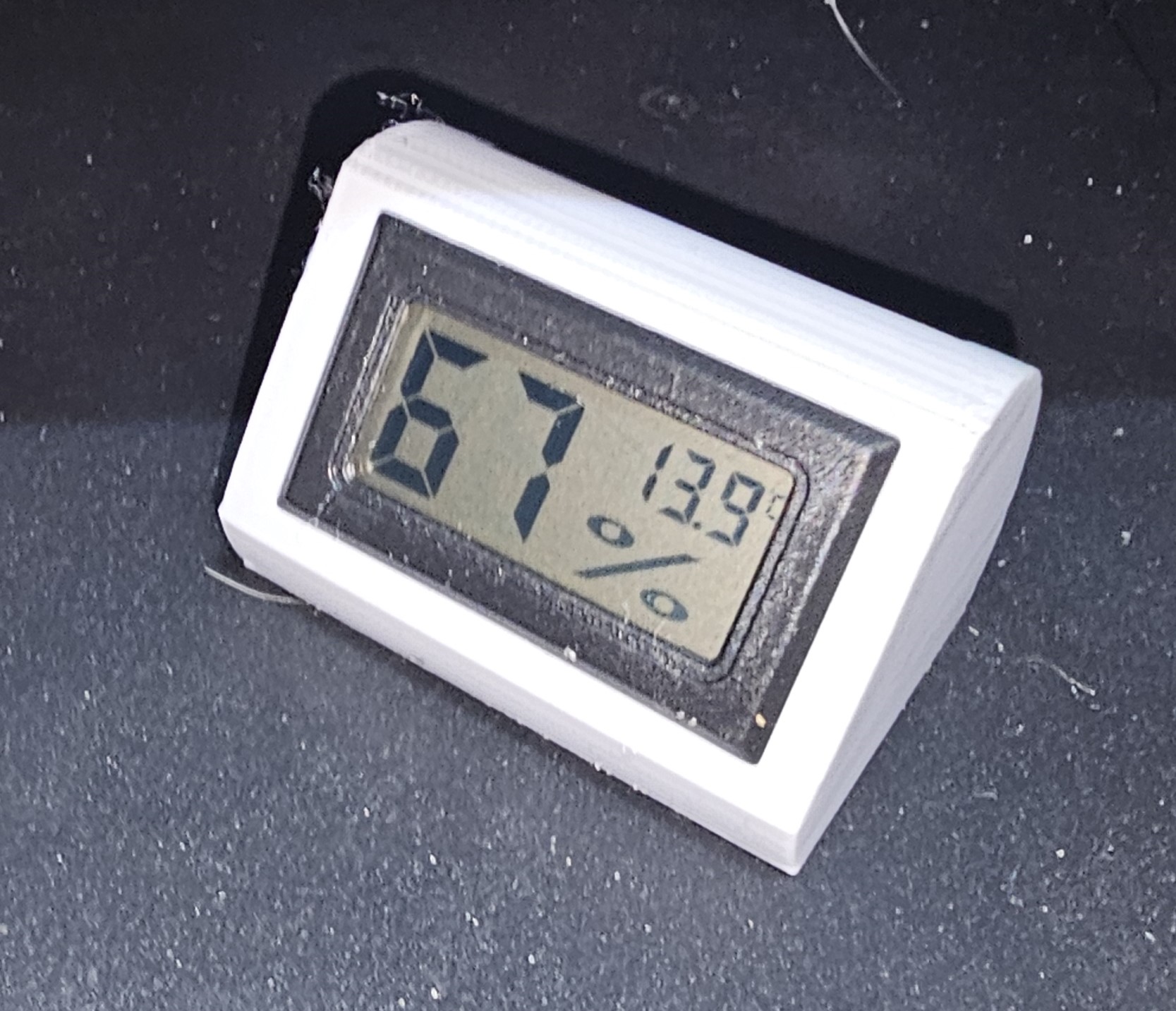 Hygrometer stand. For the cheap 50x30mm type by Diablo | Download free ...