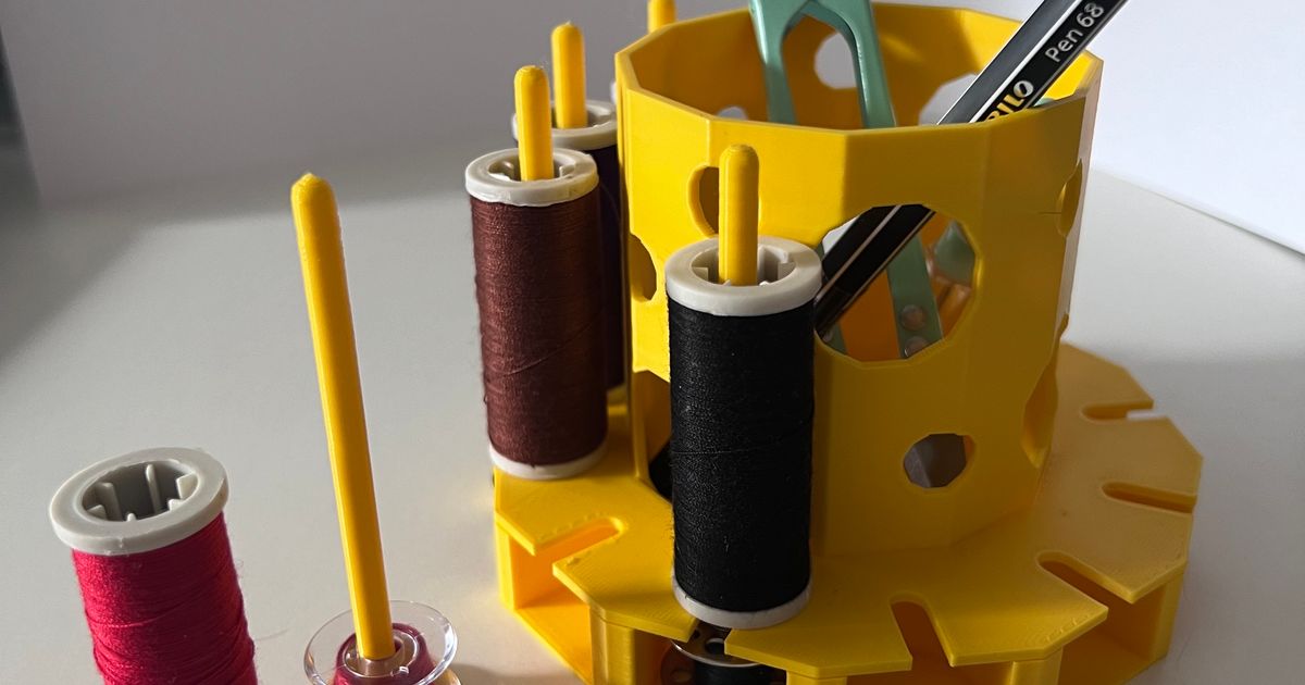 Sewing Machine Bobbin and spool organizer by Pupy88 | Download free STL ...