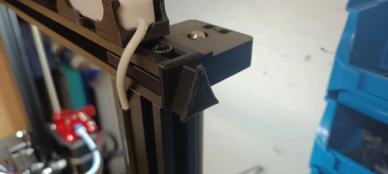 Ender 3 clipper holder by Twobrohters | Download free STL model ...