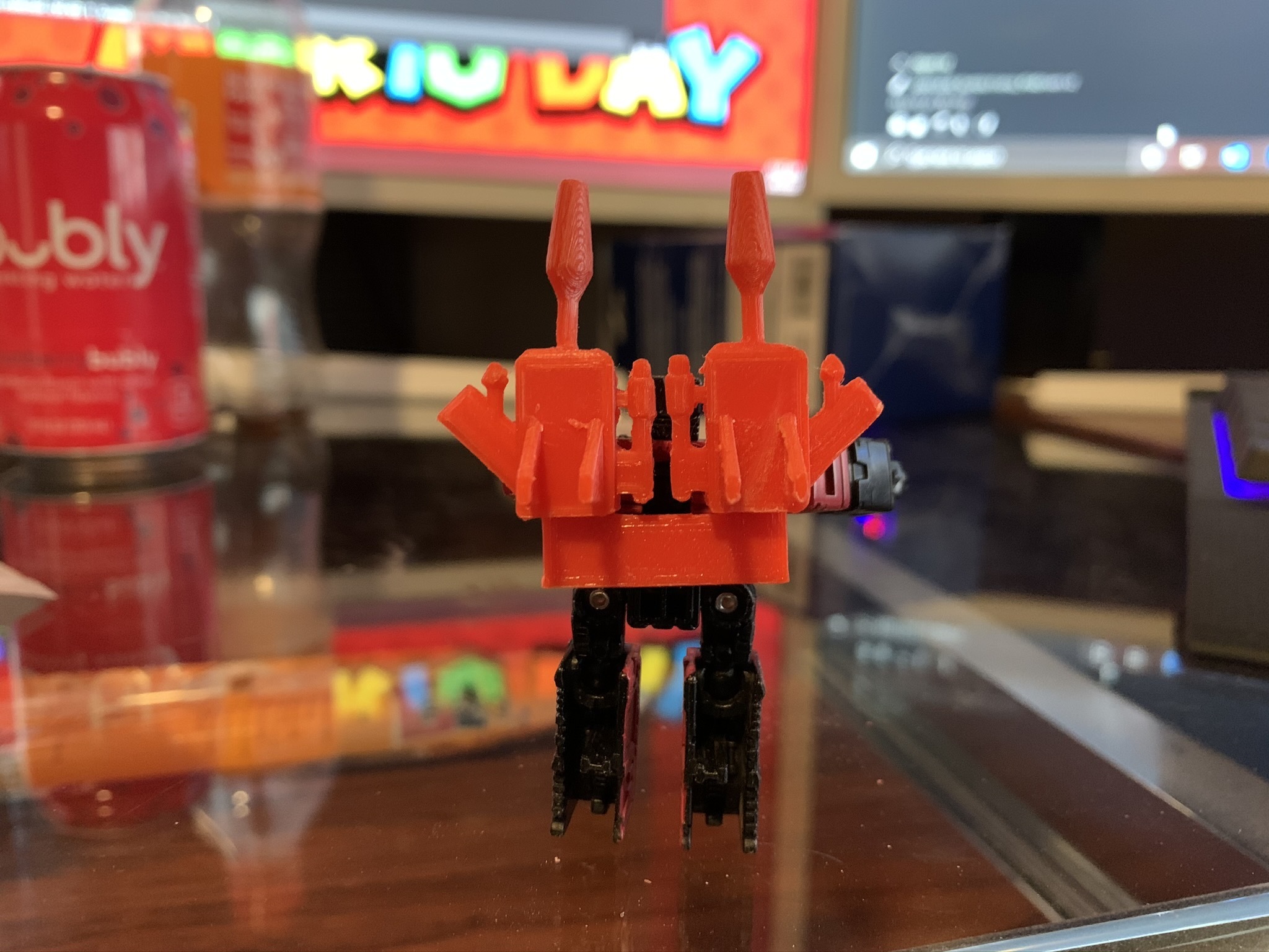 TRANSFORMERS WFC RUMBLE/FRENZY PILEDRIVERS AND GUNS von VipersBlood ...