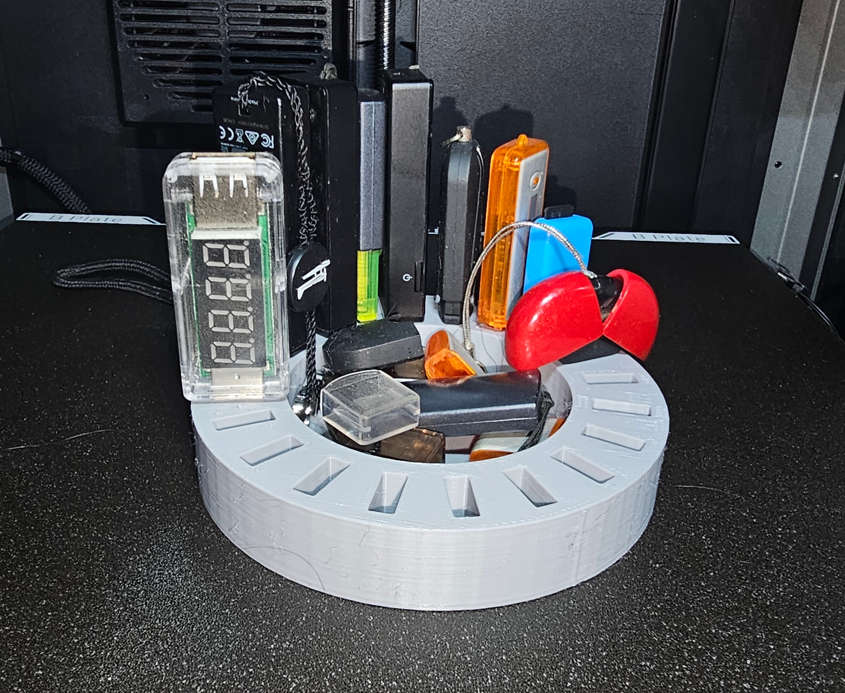 USB stick storage. Up to 20 sticks by Diablo | Download free STL model ...