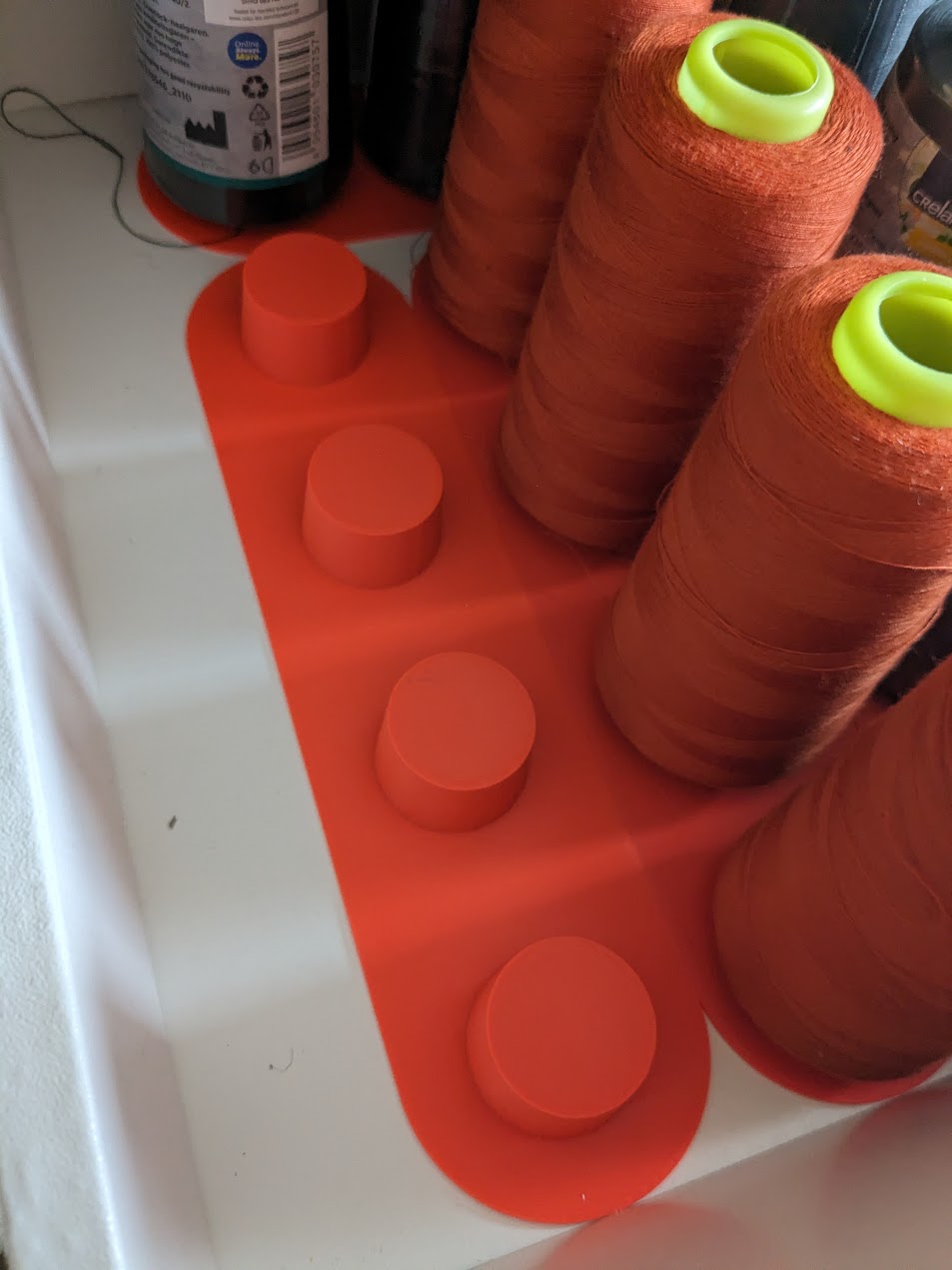 Overlock spool storage by Mitch | Download free STL model | Printables.com