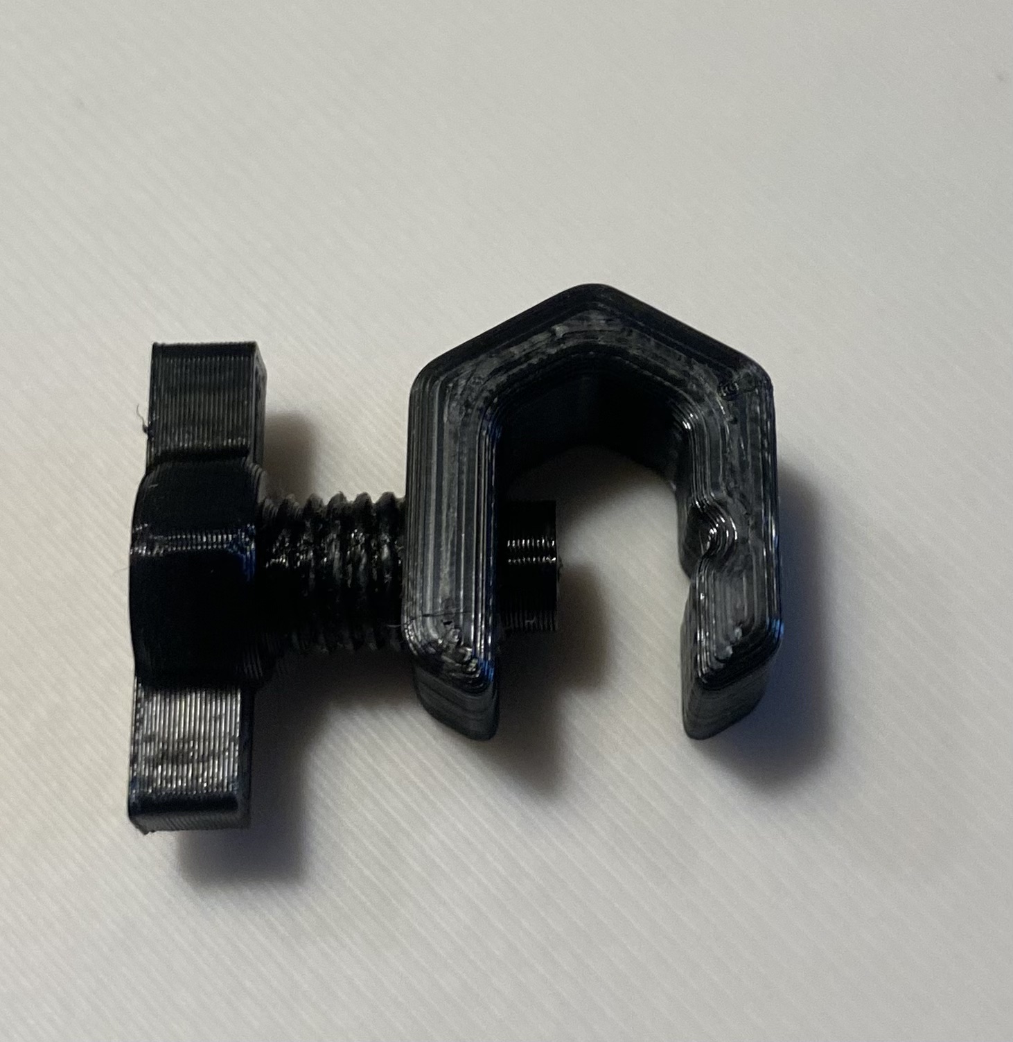 Filament Clip Screw W-Handle by Shady Public | Download free STL model ...