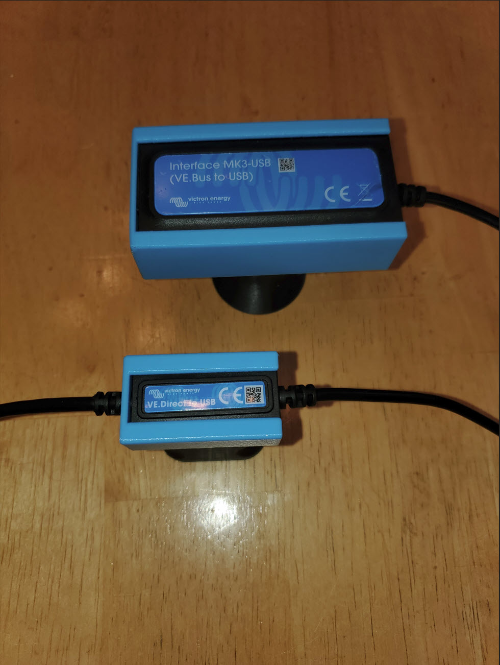 Wall / backboard mount for Victron VE.Direct / MK3 - USB cables by Rob ...