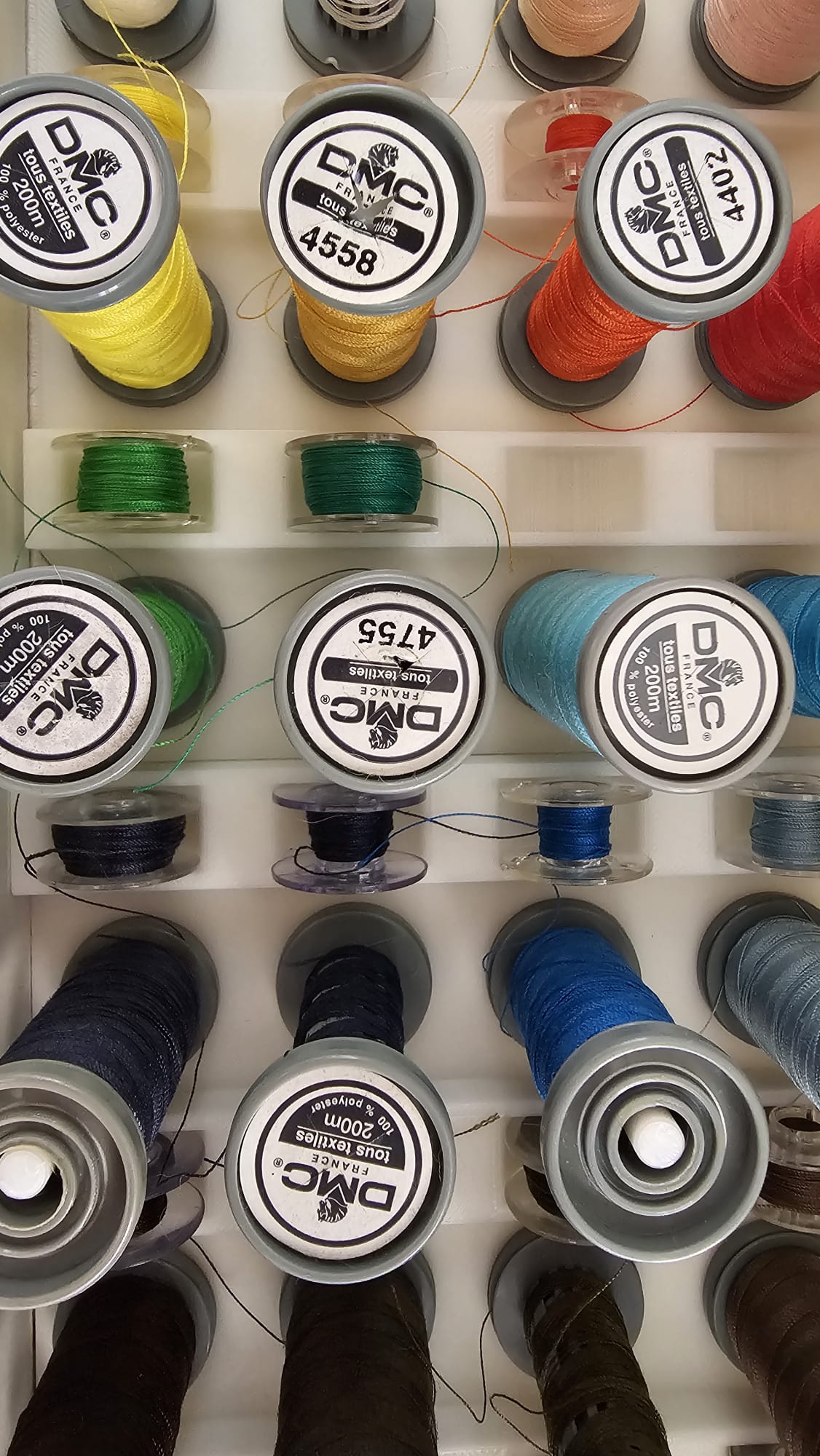 Threads and bobbins organizer by netaes | Download free STL model ...