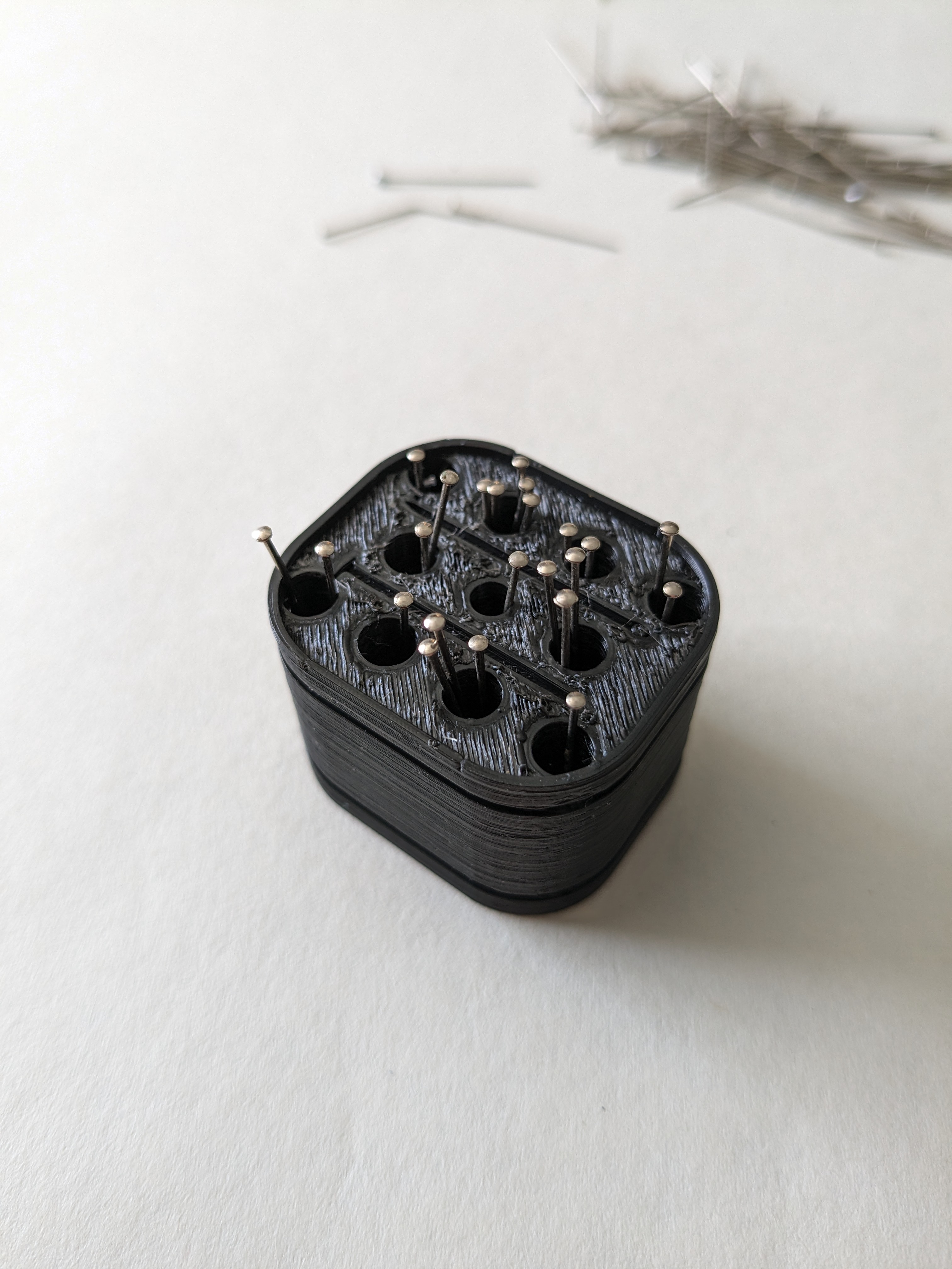The Magnetic No Spill Pin Bin by HNCXTech | Download free STL model ...