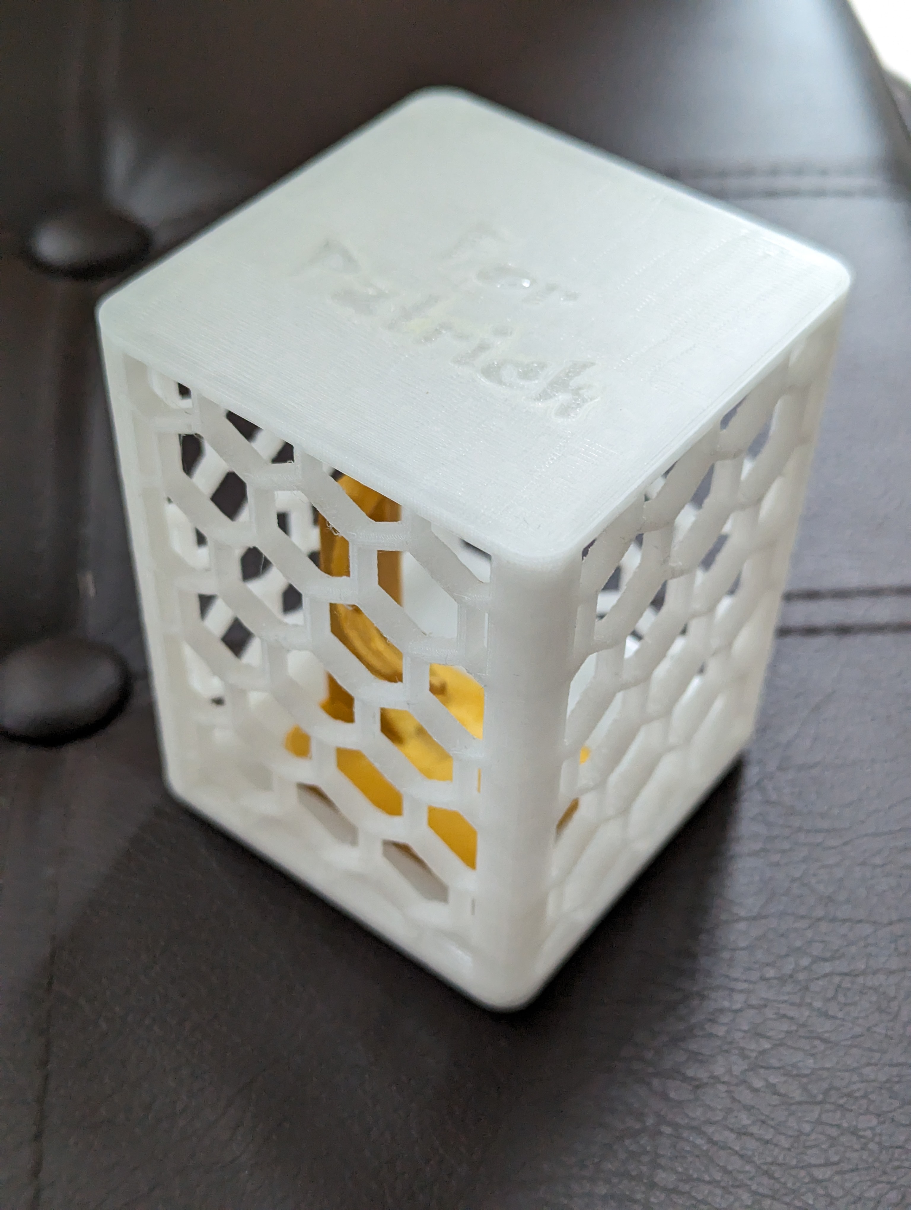 Pixel Watch 2 Stand and Case by vivacello | Download free STL model ...